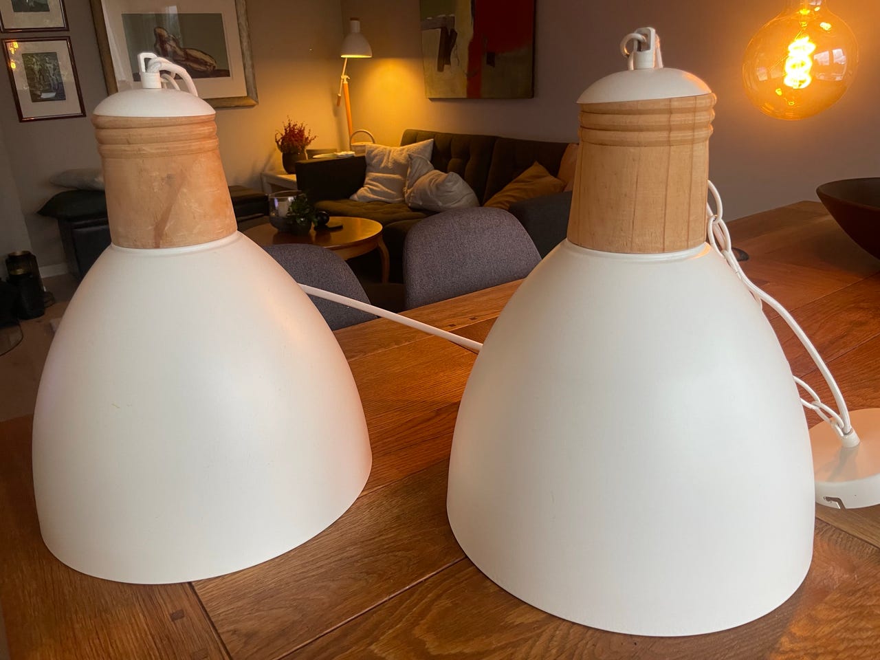 2 store taklamper selges | FINN-torget