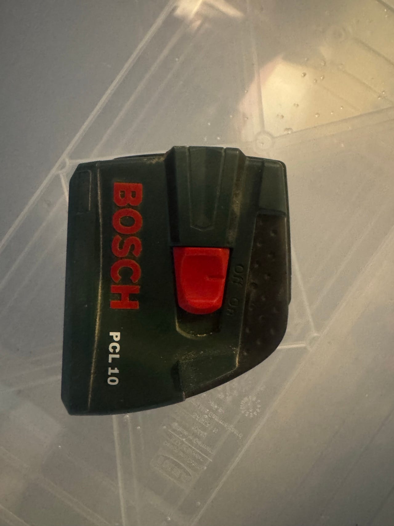 Bosch PCL 10 krysslaser med stativ | FINN-torget