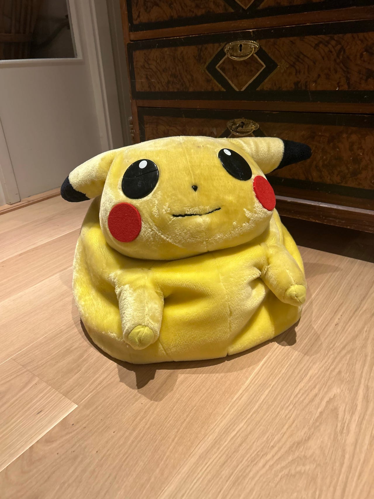 Pikachu stor kosebamse | FINN-torget