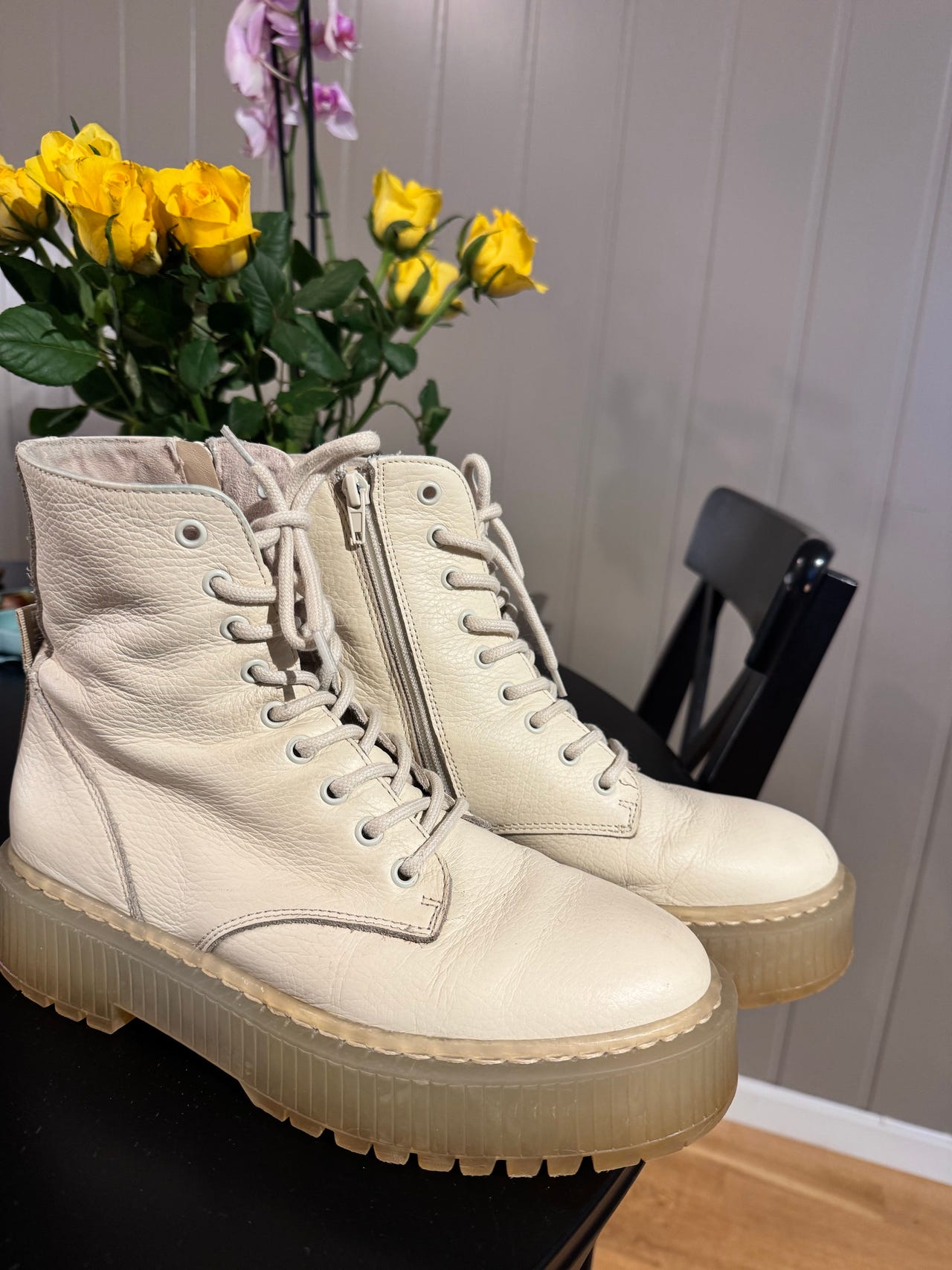 Steve Madden Støvler Dame Størrelse 40 Beige Skinn | FINN-torget