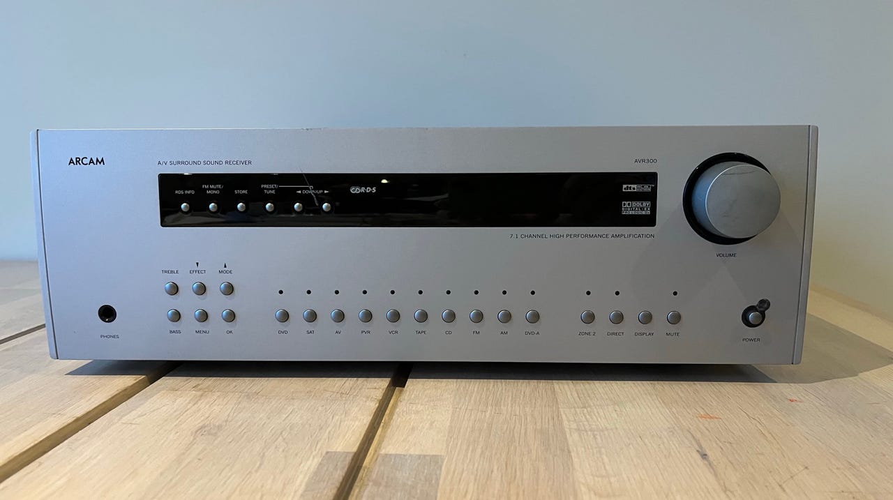 Arcam surround sound receiver AVR300 og Arcam surround sound processor ...
