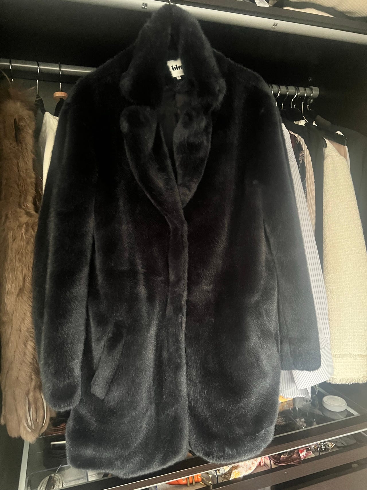 Fake fur jakke | FINN-torget