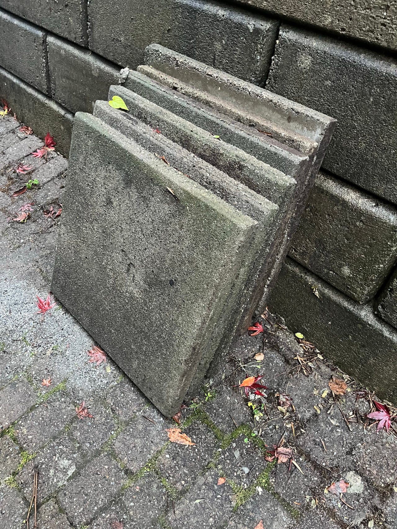 Gamle fine betongheller 60x60 | FINN-torget