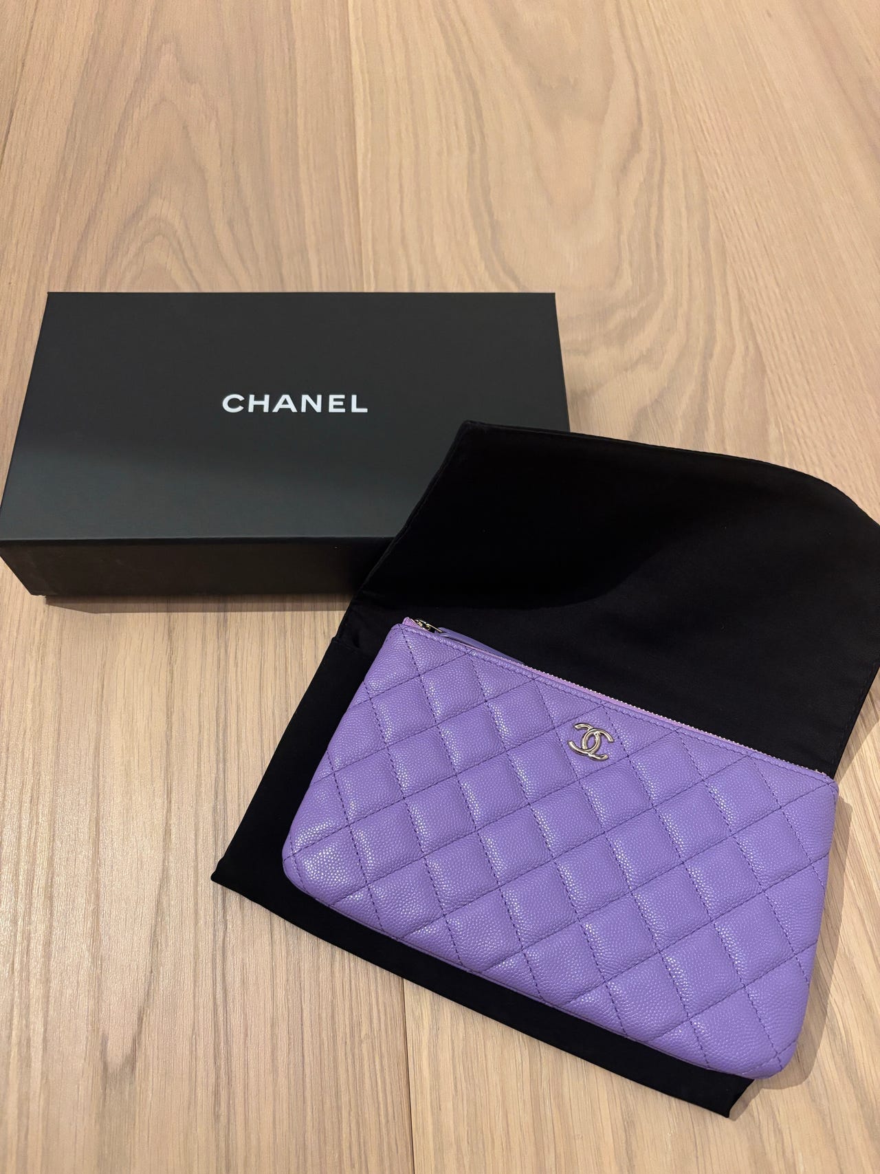 Chanel o-pouch i caviar, aldri brukt | FINN-torget