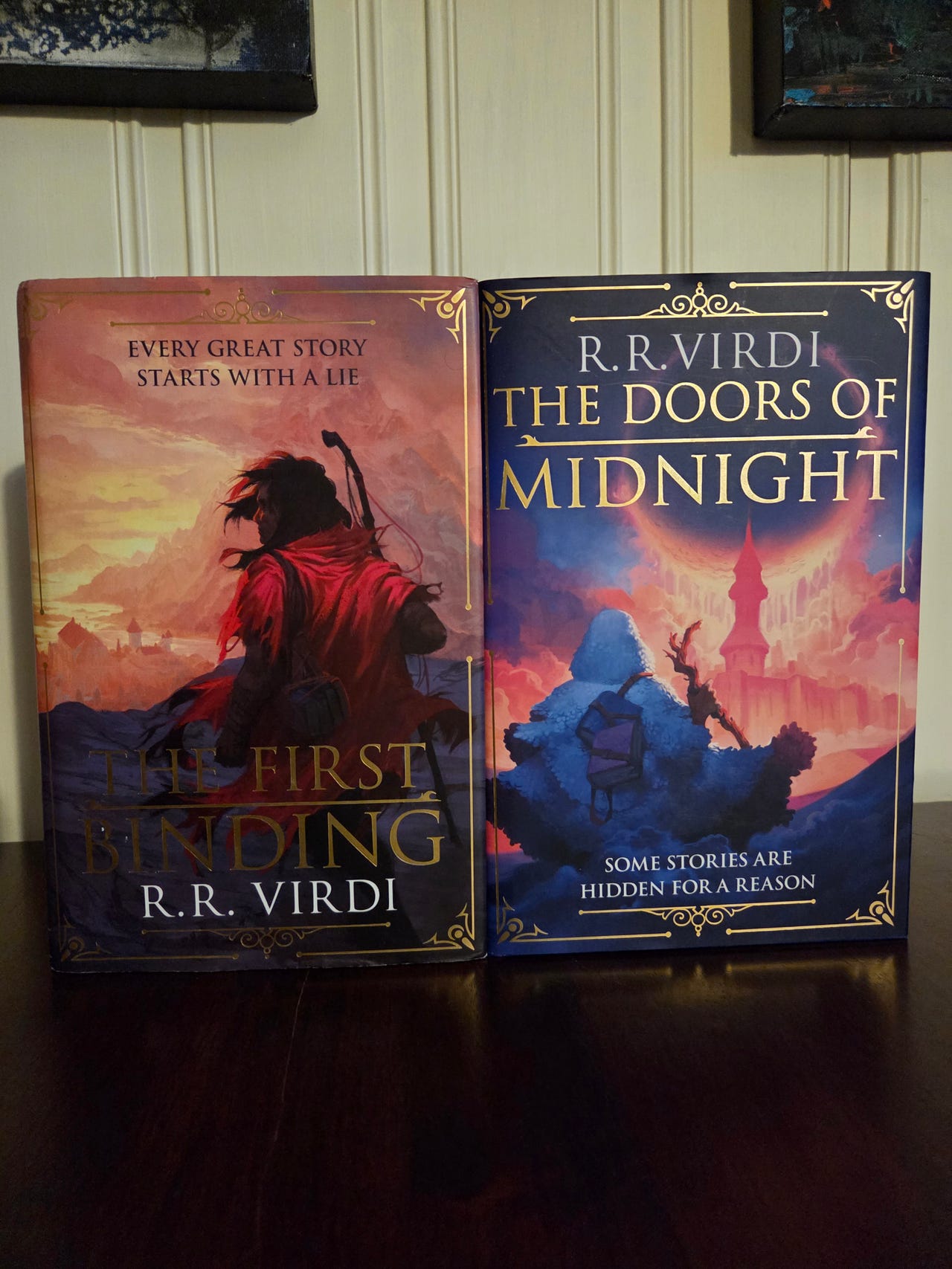R.R. Virdi The First Binding og The Doors of Midnight | FINN-torget