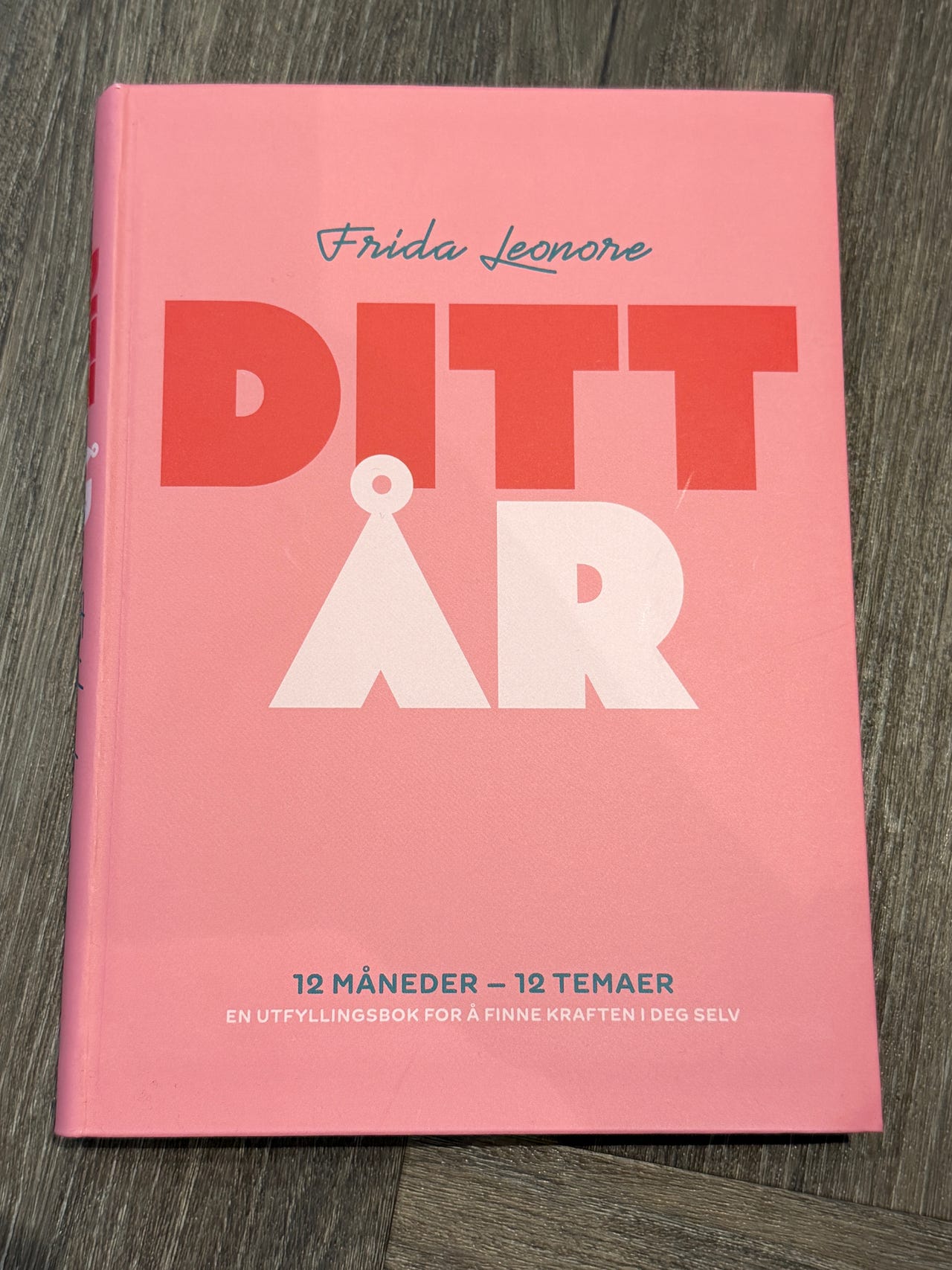 DITT ÅR av Frida Leonore | FINN-torget