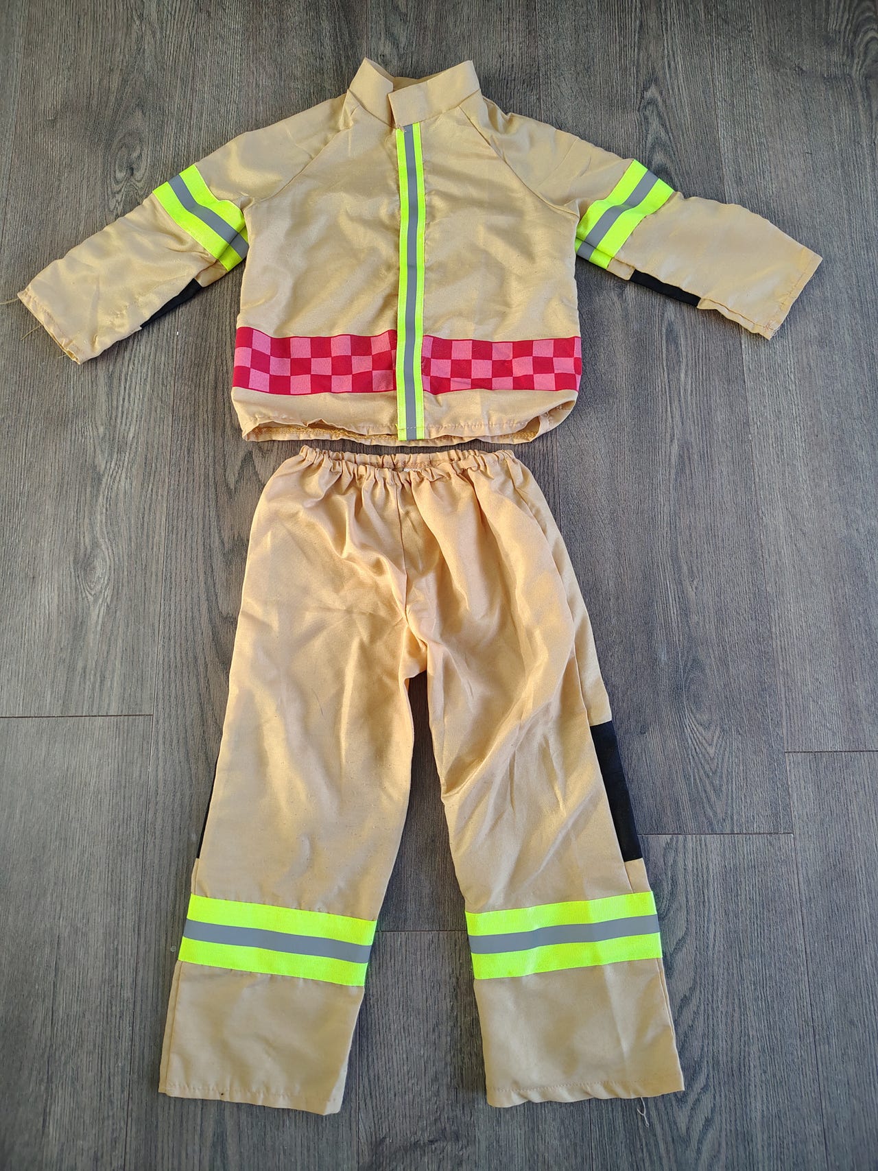 Brannmann kostyme str 4-6 år | FINN-torget