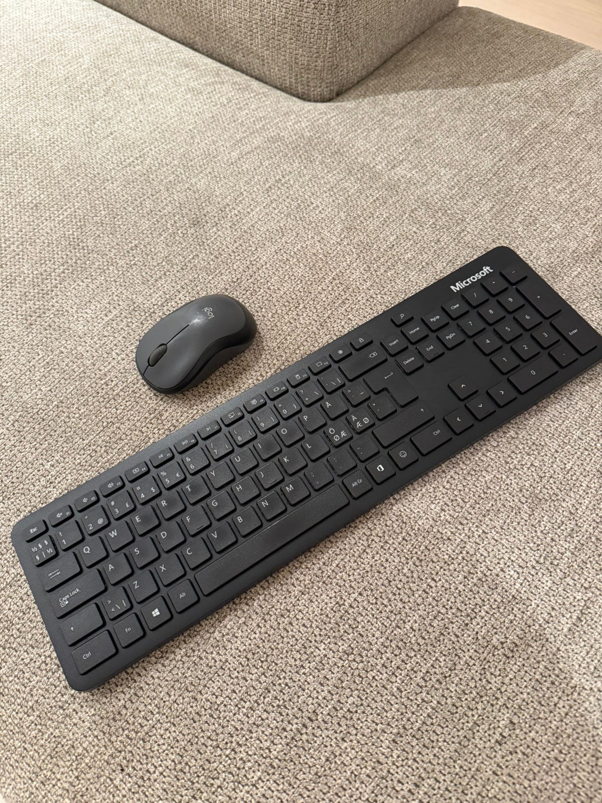 Microsoft Bluetooth Keyboard/Tastatur + Logitech Mouse/Mus | FINN-torget