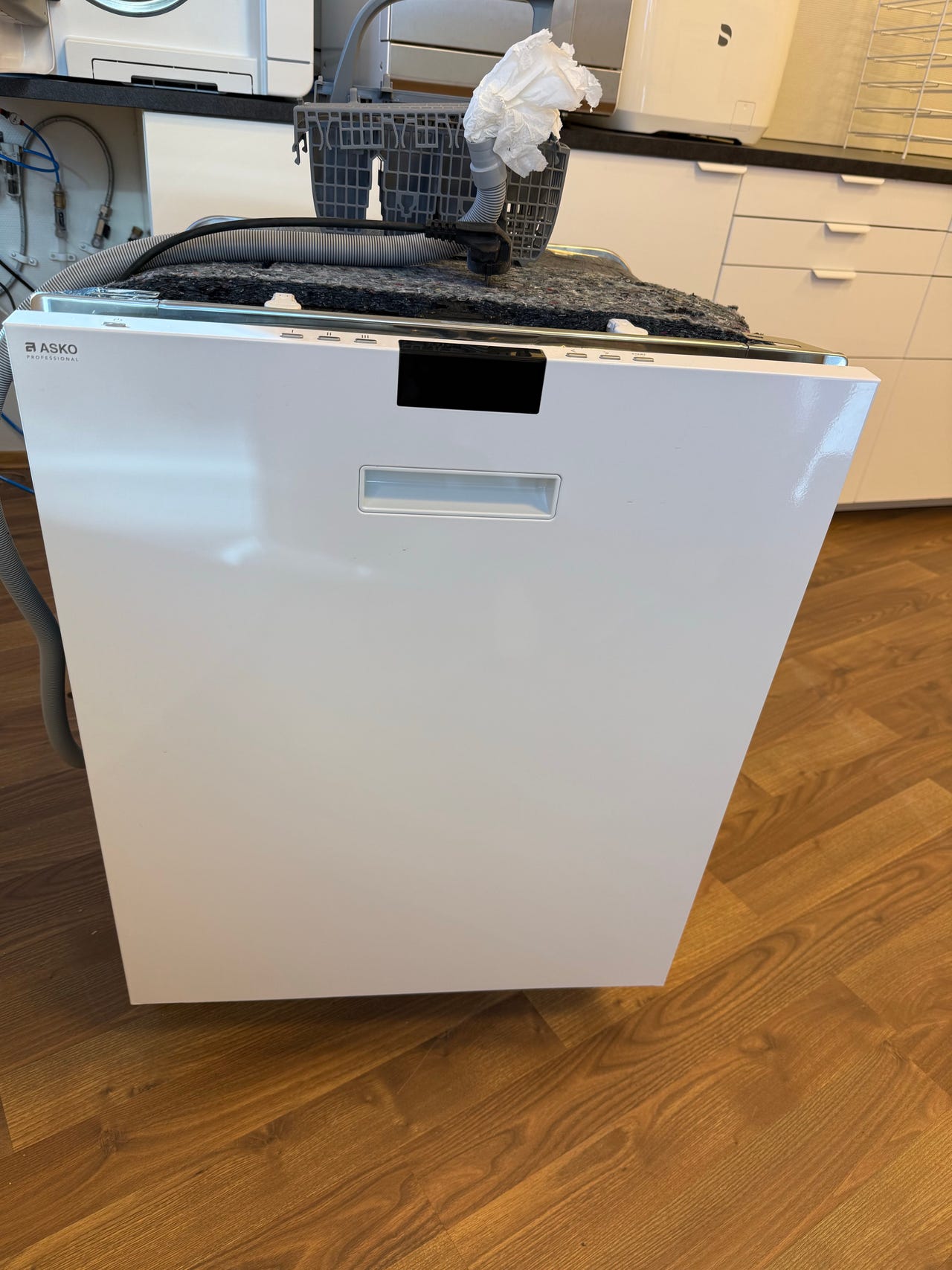 Prof. oppvaskmaskin Asko Sani DWCBI231. W/1 85 ℃ | FINN-torget