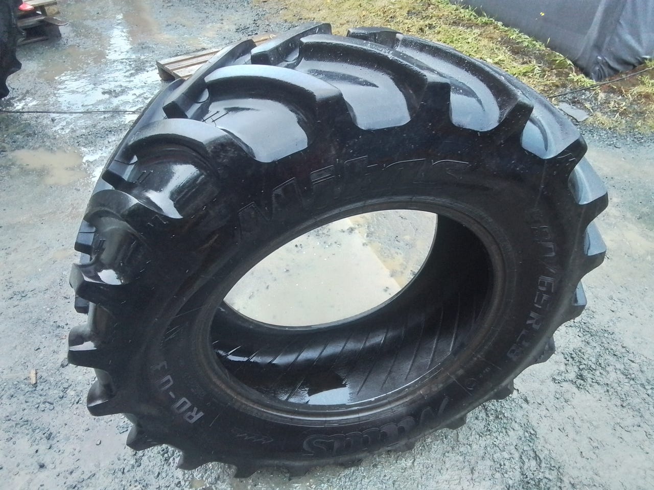 1 Stk Mitas 480/ 65 R 28 " Traktordekk- Som Nytt | FINN-torget