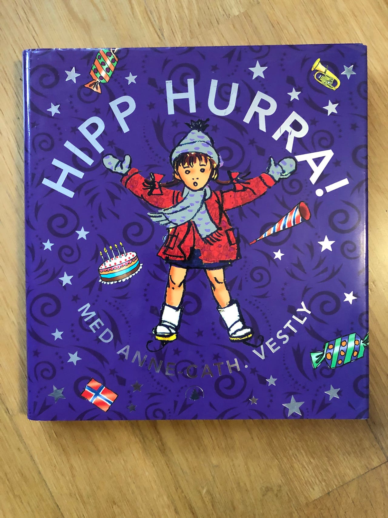 Hipp Hurra! Med Anne-Cath. Vestly Barnebok | FINN-torget