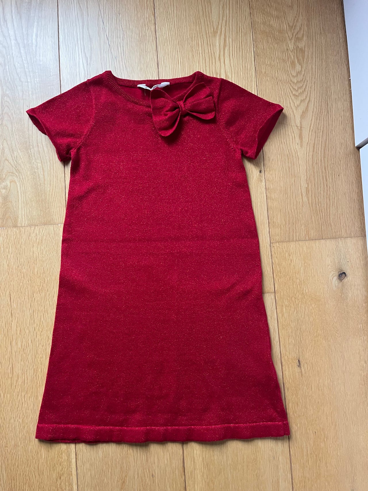 H&M Rød Kjole Barn 140 Jente julekjole | FINN-torget