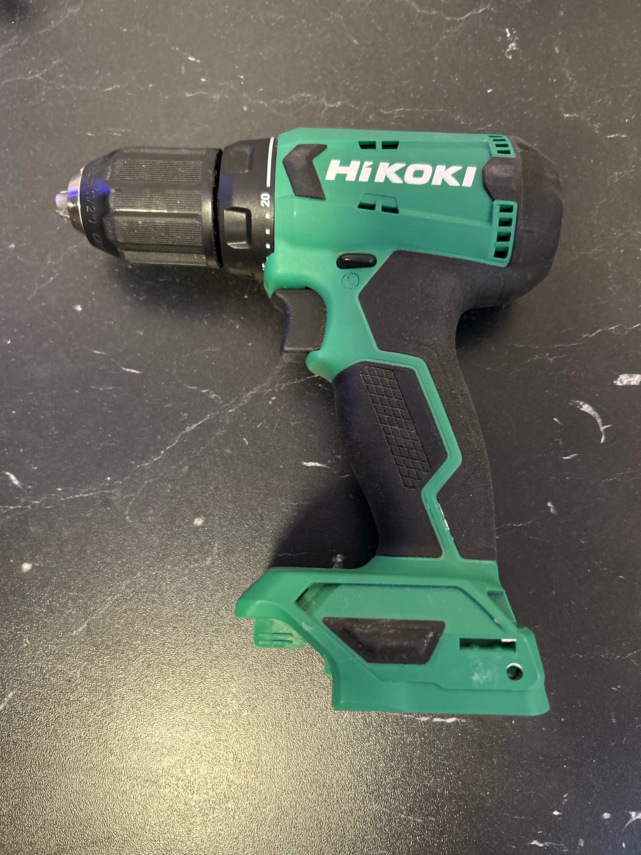 Hikoki DS18DA Batteridrill | FINN-torget