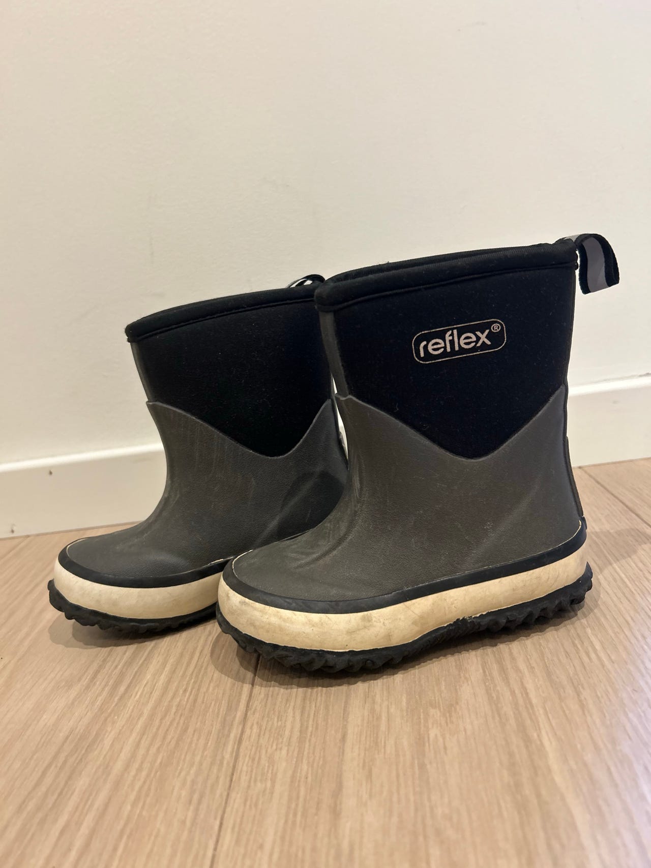 Reflex Barn Gummistøvler Unisex Str 24 Grå og Svart | FINN-torget