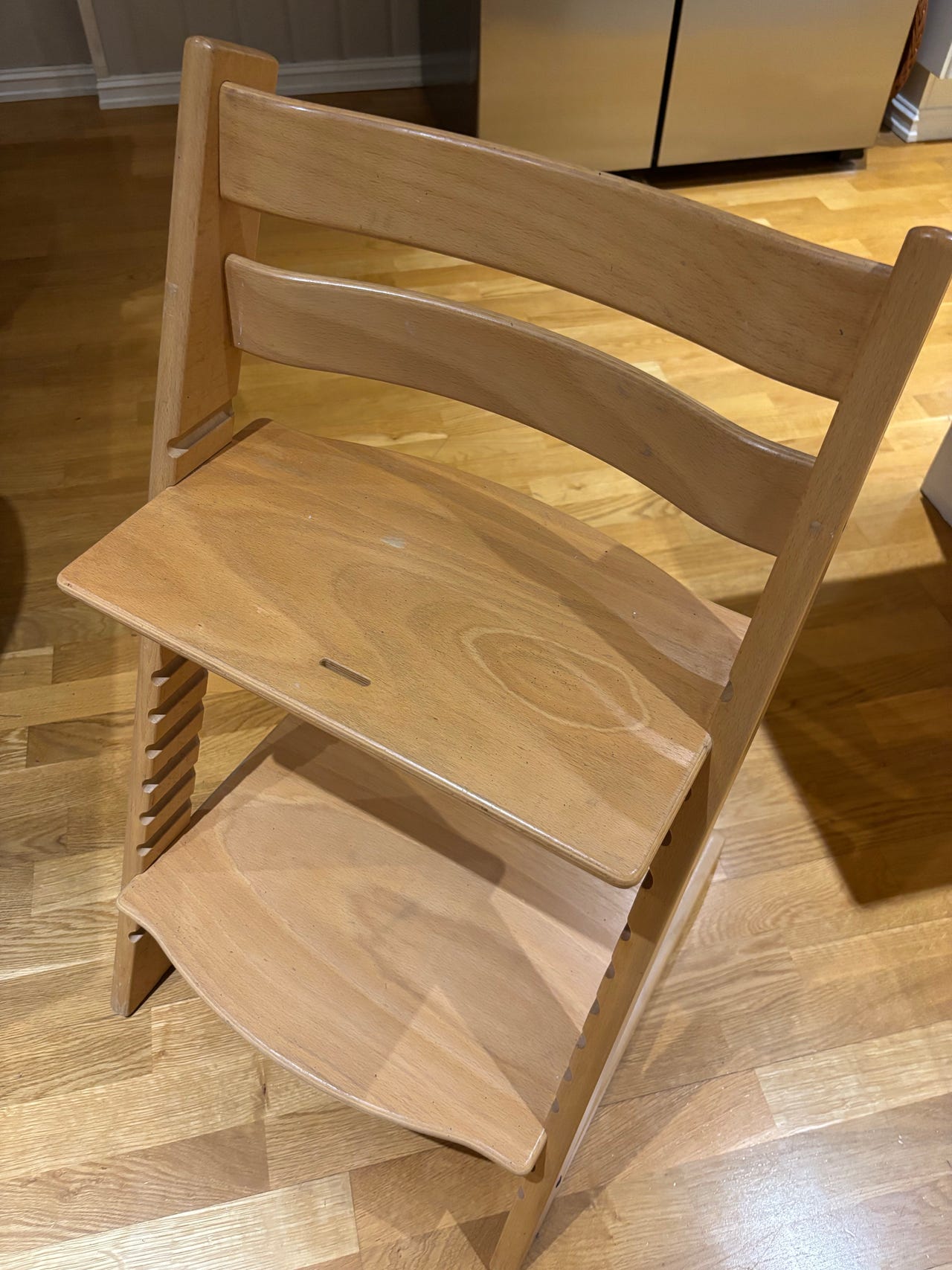 Tripp trapp stol fra Stokke | FINN-torget