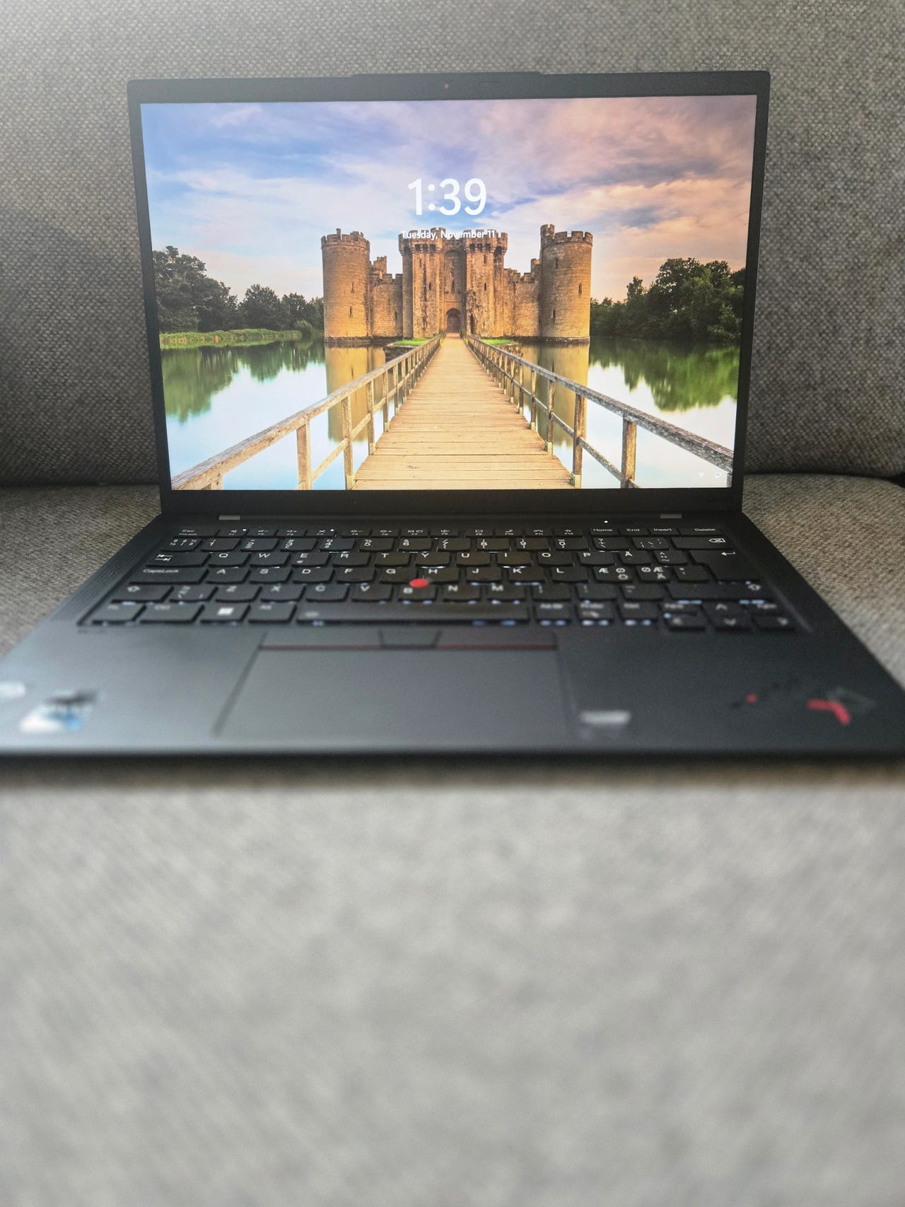 Lenovo ThinkPad X1 Carbon Gen 10 (2022) | FINN-torget