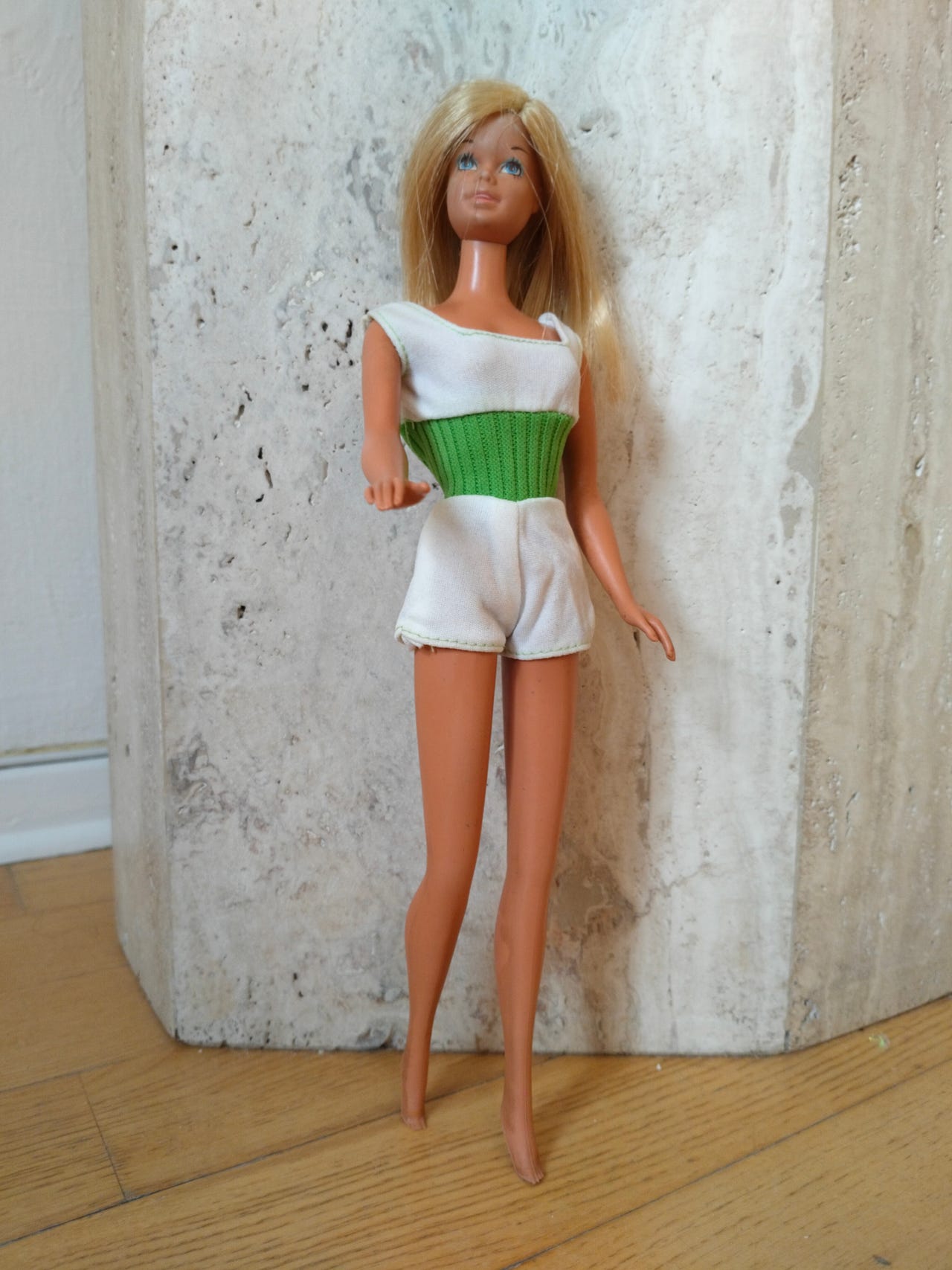 Vintage Barbie - Free Moving PJ- jumpsuit fra 1975 Mattel | FINN-torget