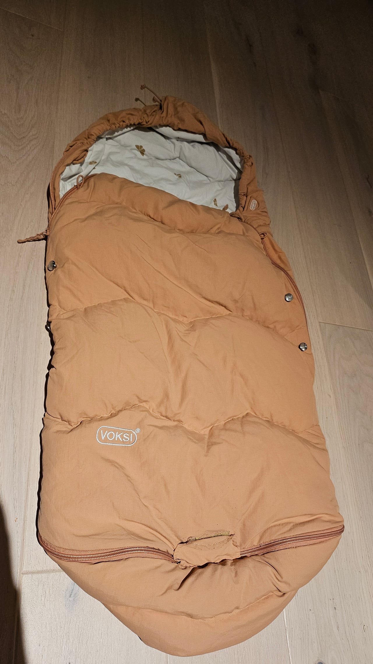 Voksi Explorer Vognpose, Sandstone Peach Wings | FINN-torget