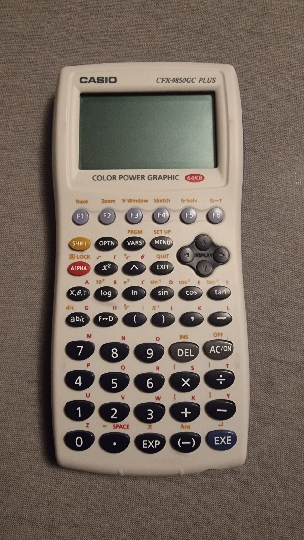 Casio CFX-9850GC Plus Grafisk Kalkulator | FINN-torget