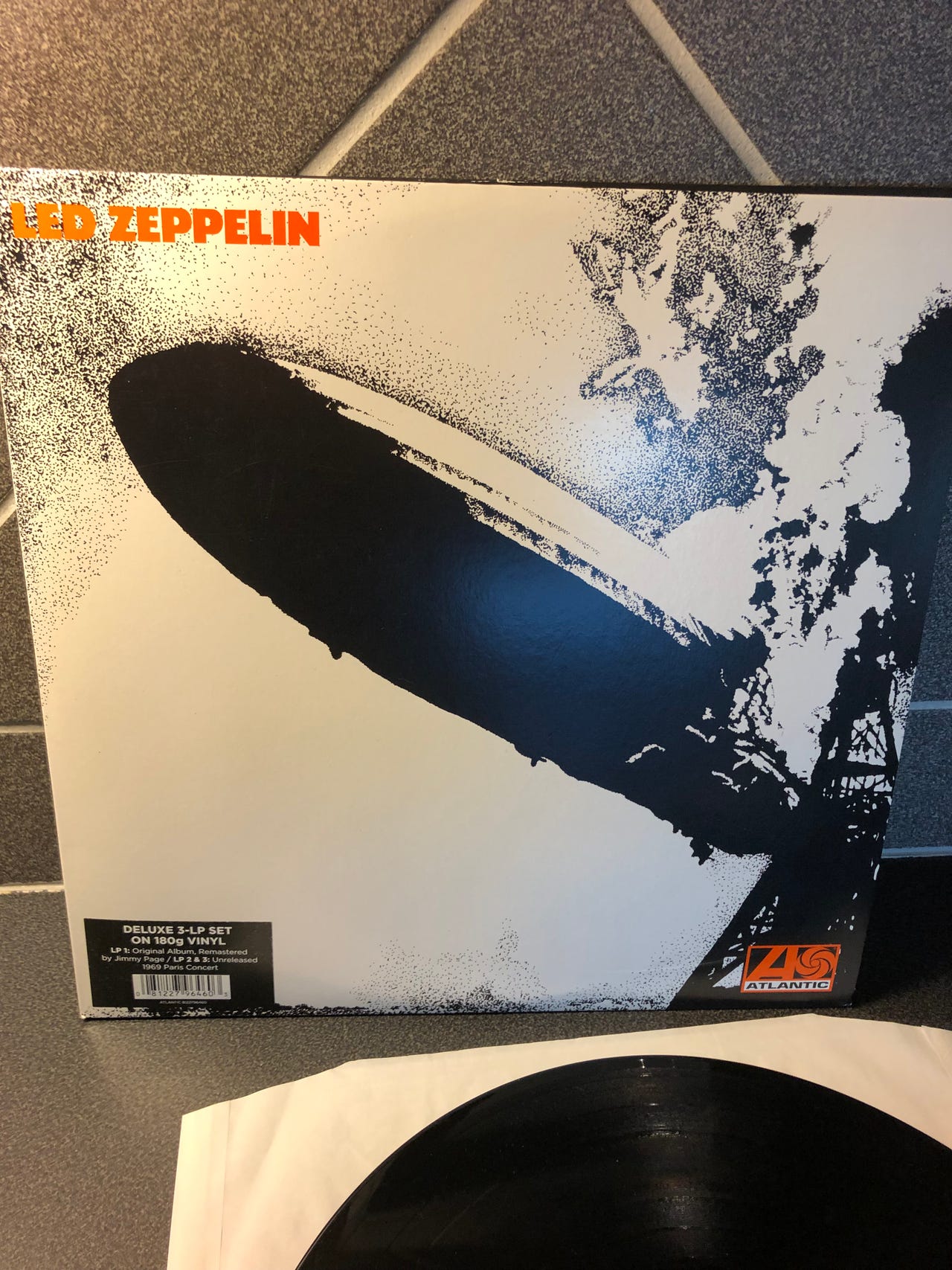 Led Zeppelin Deluxe 3-LP Set Vinyl 180g | FINN-torget