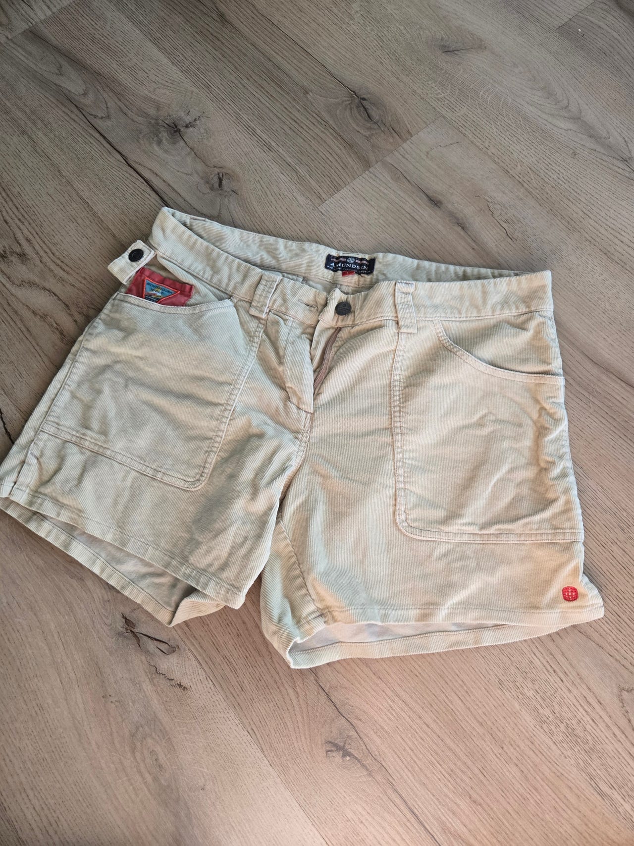 Amundsen 5 Incher Concord G.Dyed dameshorts Str. L | FINN-torget