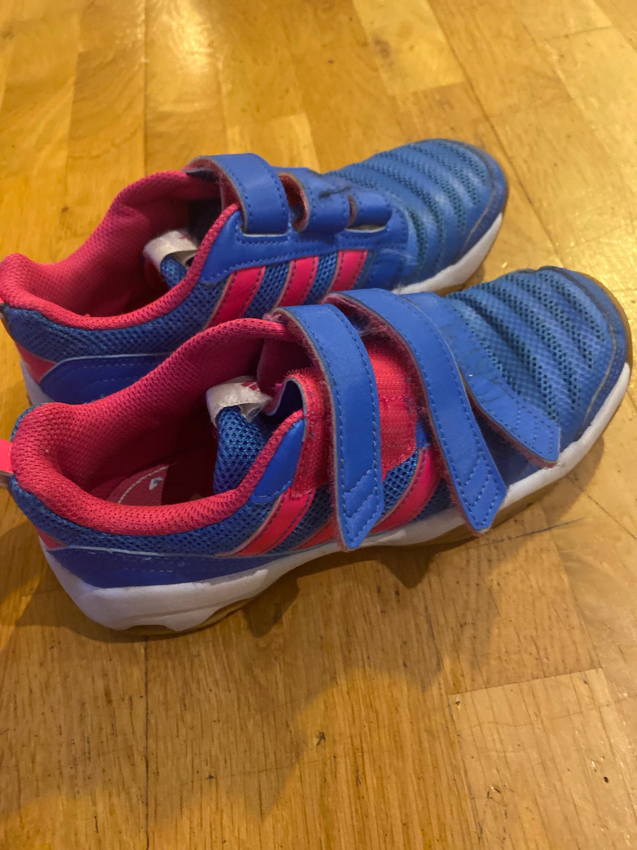 Adidas Barnesko Str 33 Blå og Rosa | FINN-torget