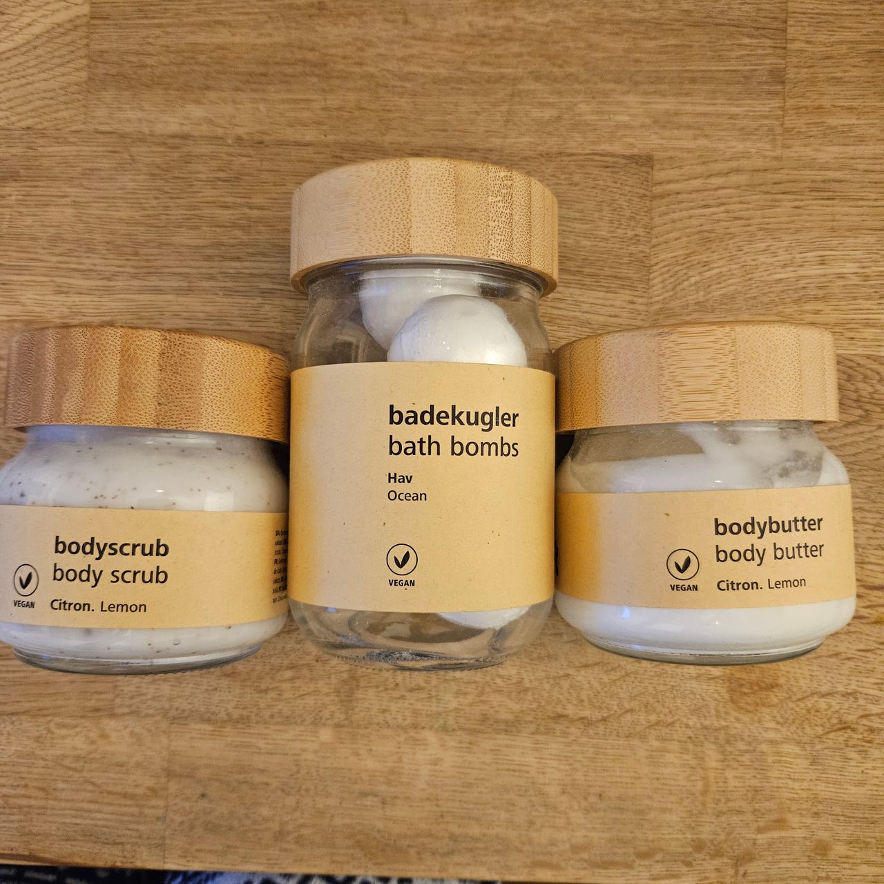 RESERVERT - Vegan Body Butter, Body Scrub og Bath Bombs med Sitron og ...