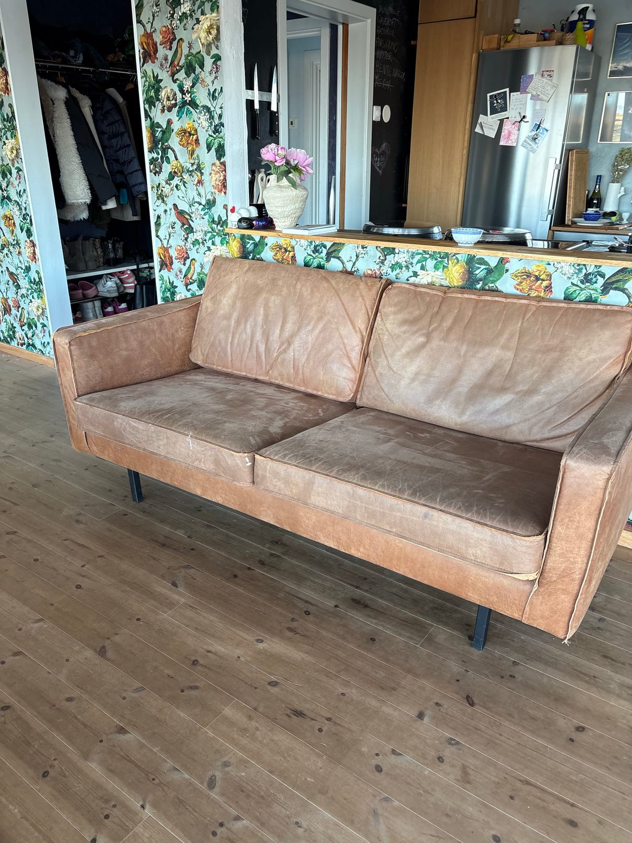 Billig, godt brukt sofa i skinn | FINN-torget