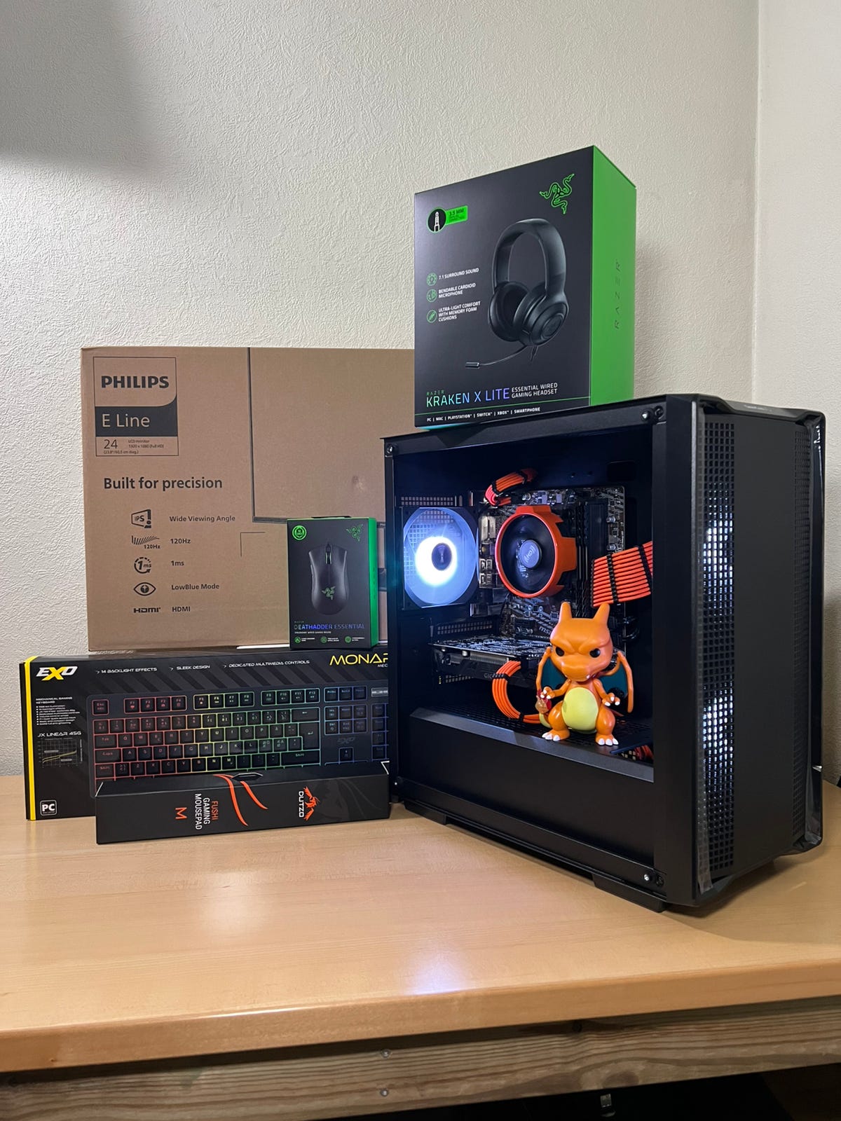 Komplett Gaming PC med Skjerm og Utstyr | FINN-torget