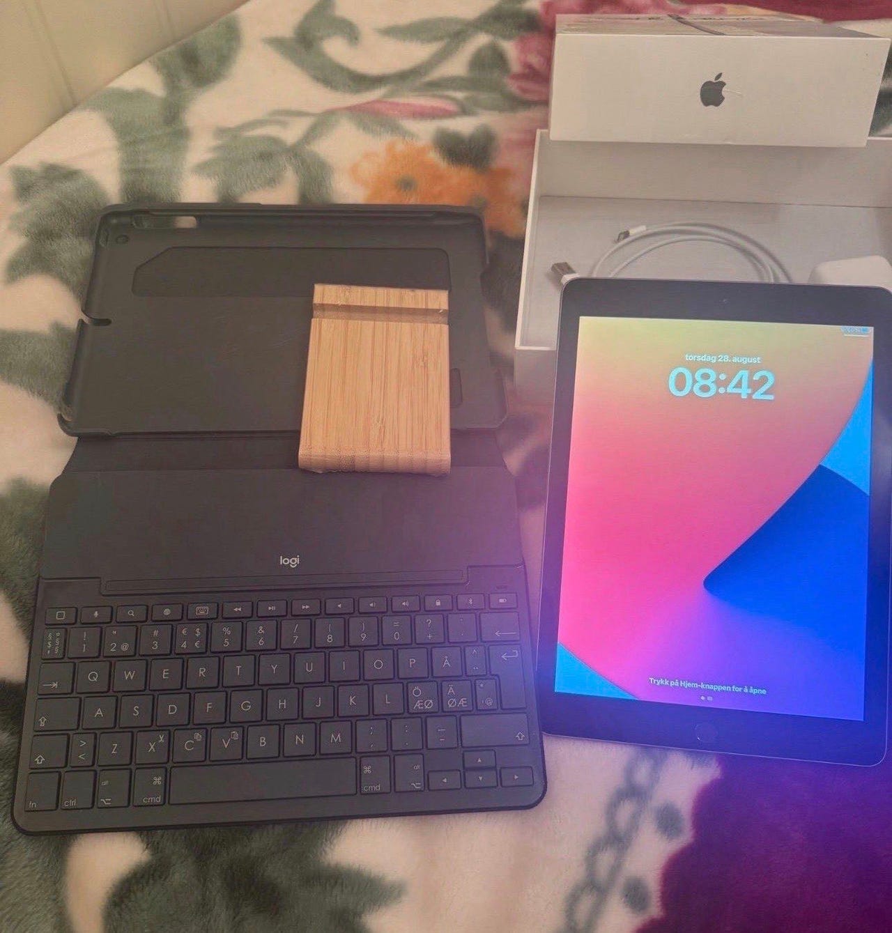 Strøken Apple iPad 5. Wifi. 32gb. Som ny. Pris kan diskuteres. | FINN ...