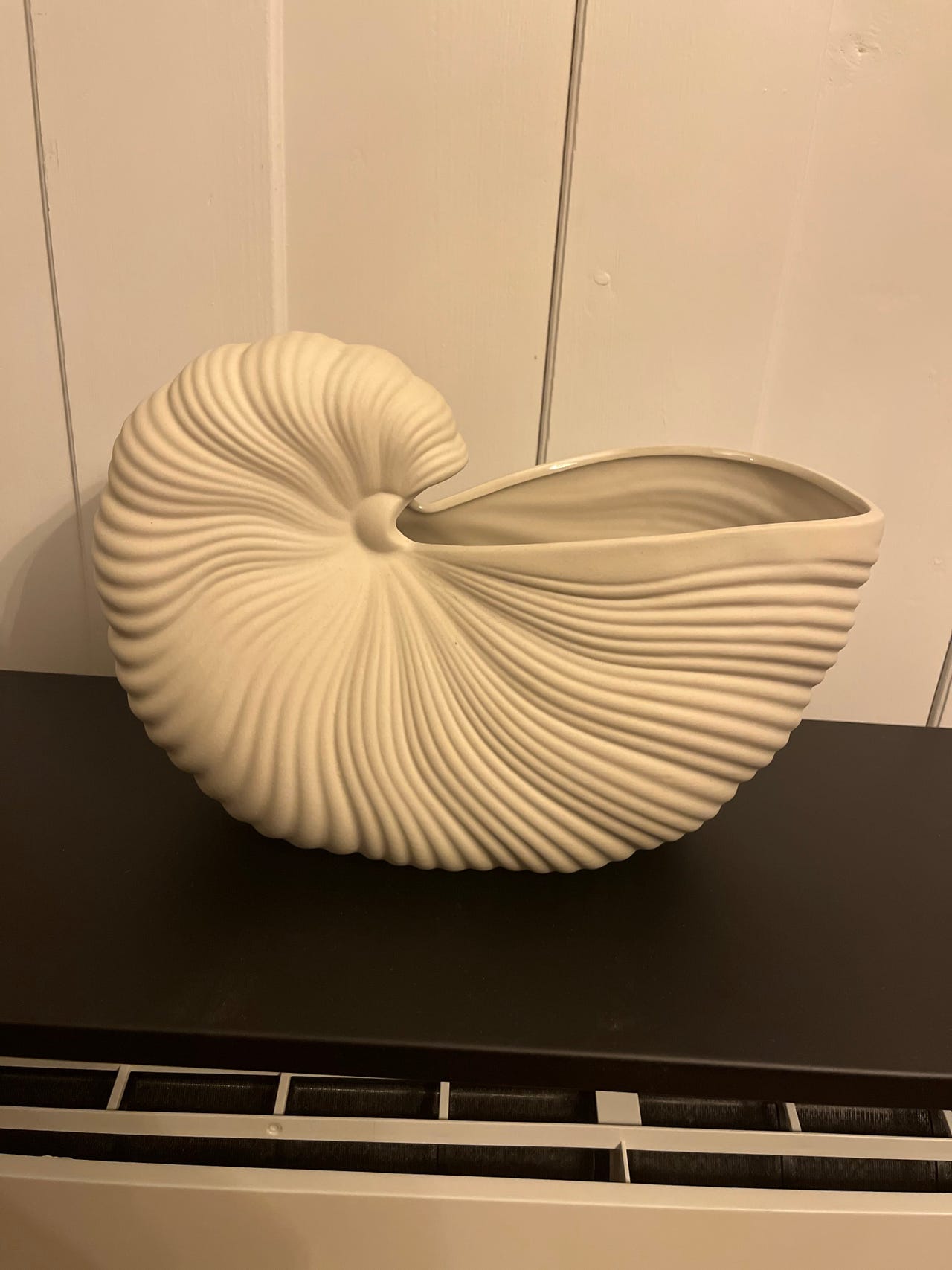 Ferm Living Shell krukke off-white | FINN-torget