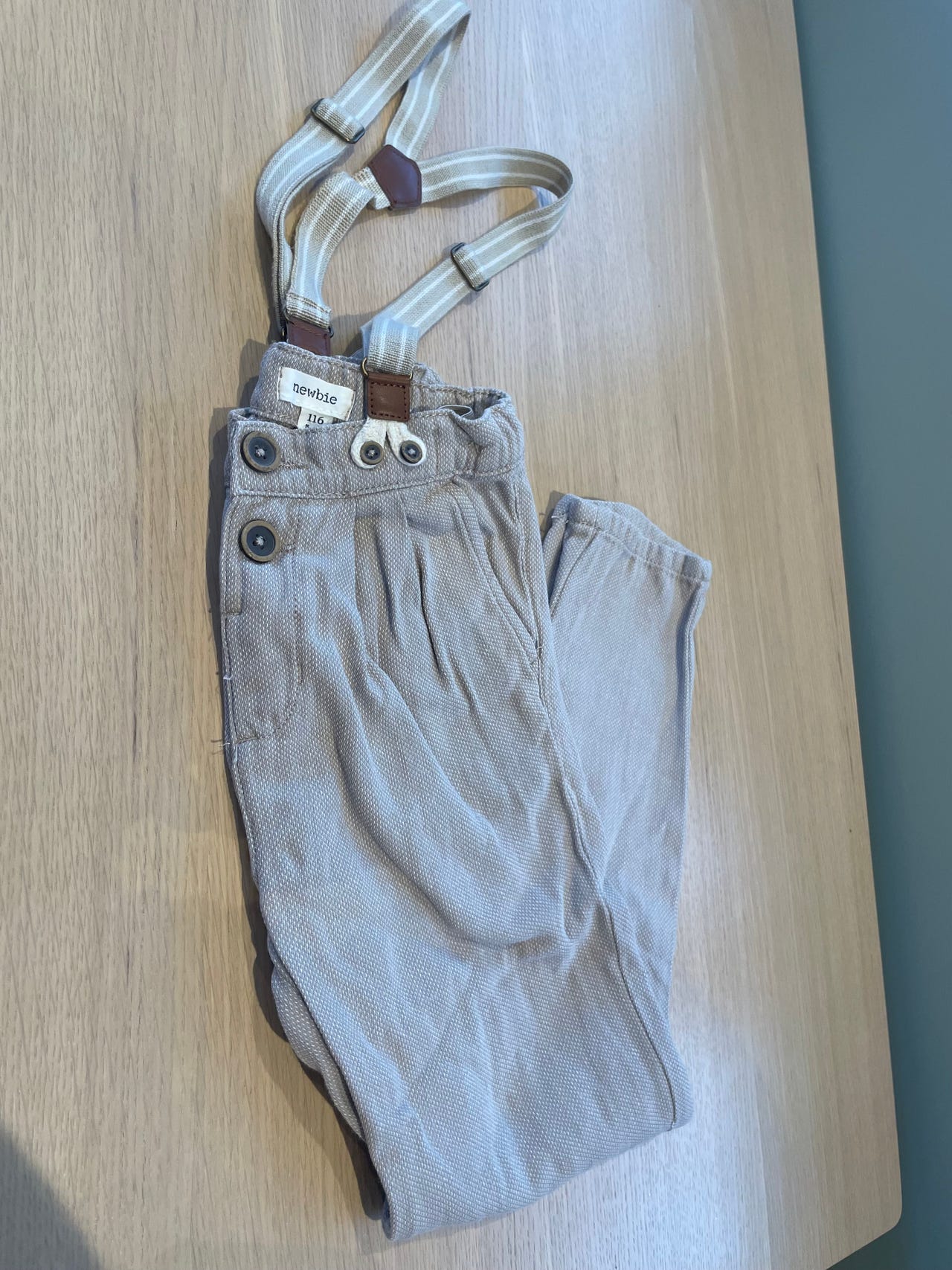 Newbie selebukse | FINN-torget