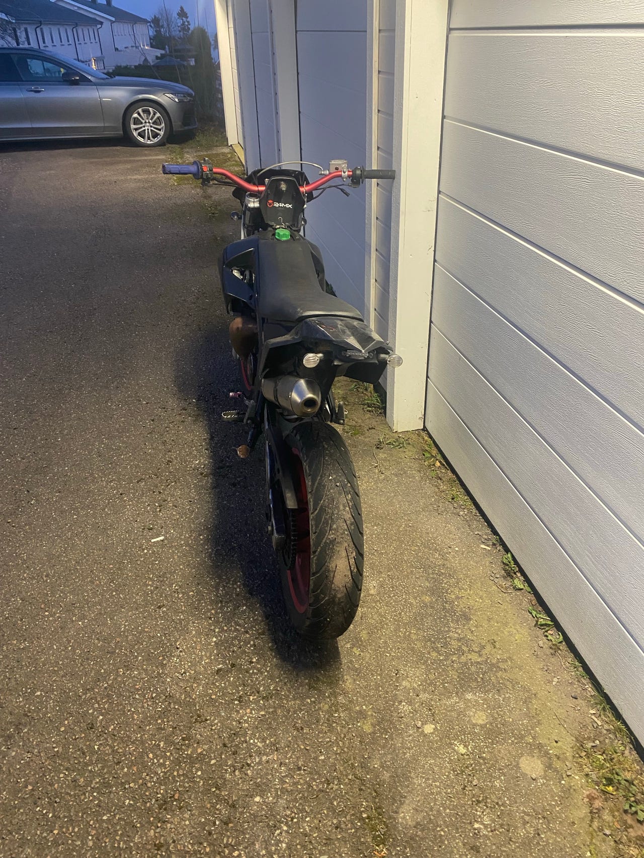 Derbi Senda Motorsykkel Sort med røde felger | FINN-torget