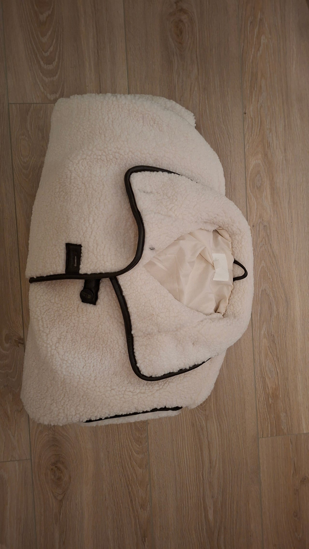 Teddy jakke | FINN-torget