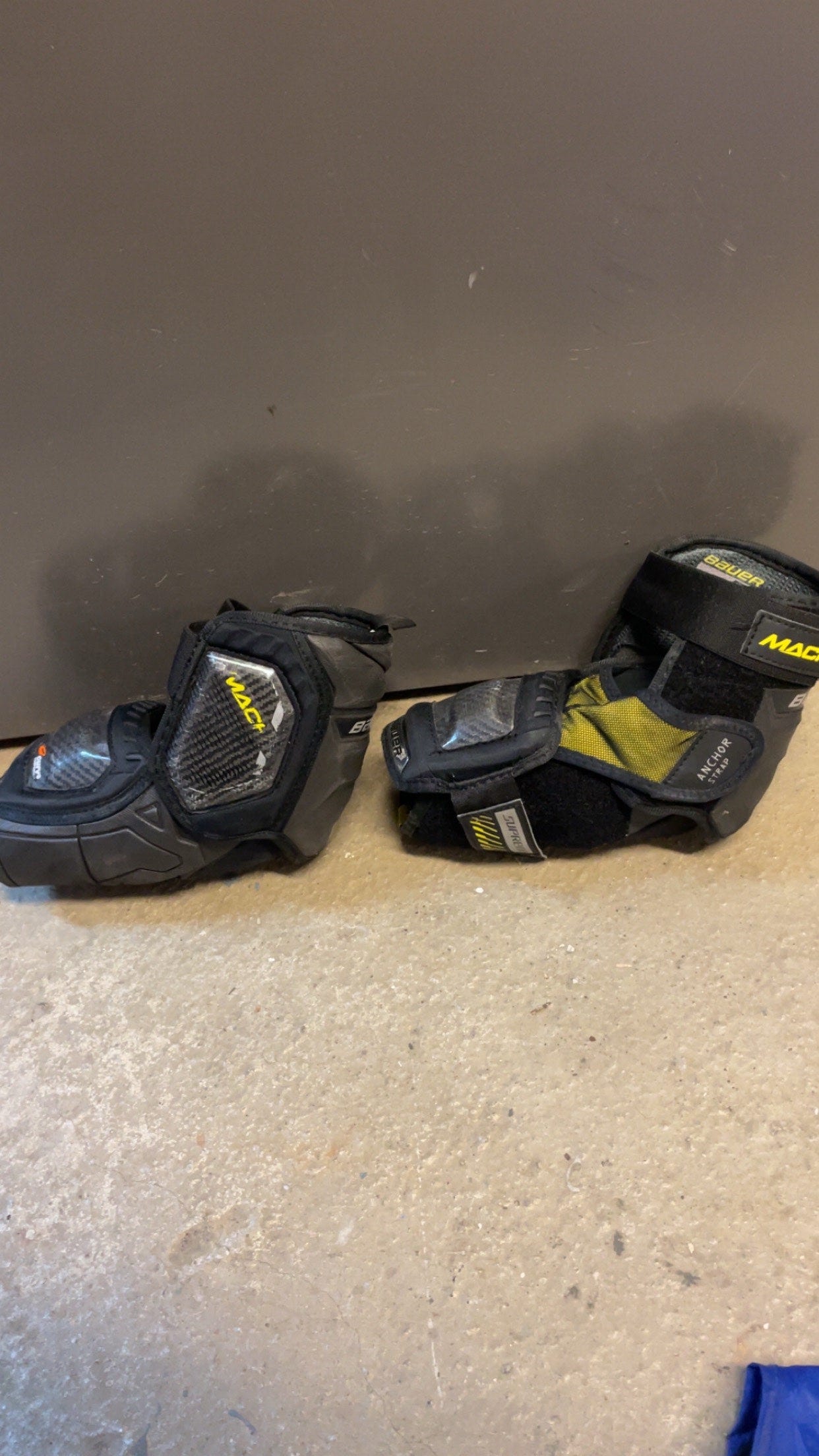 Bauer albue beskyttere INT Large/Grand | FINN-torget
