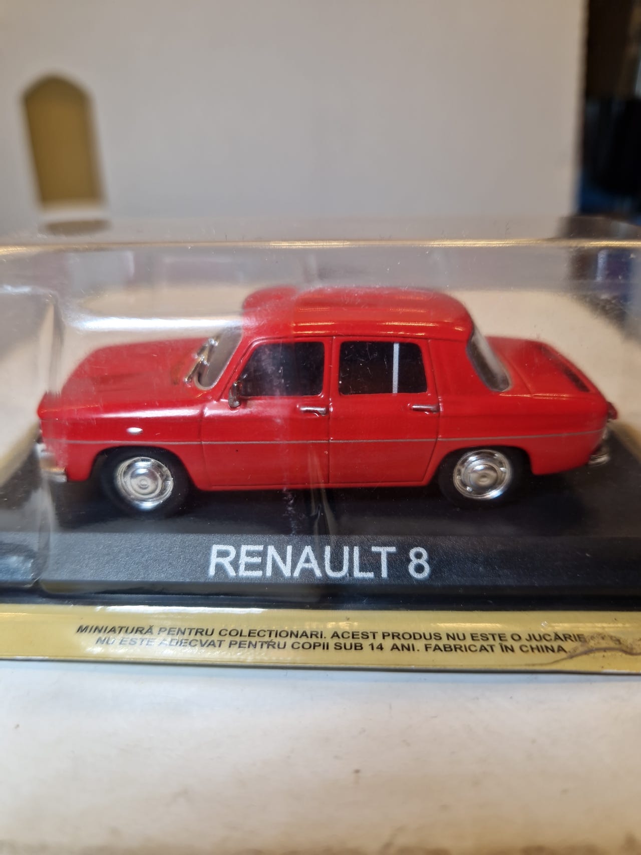 Renault 8 1:43 | FINN-torget