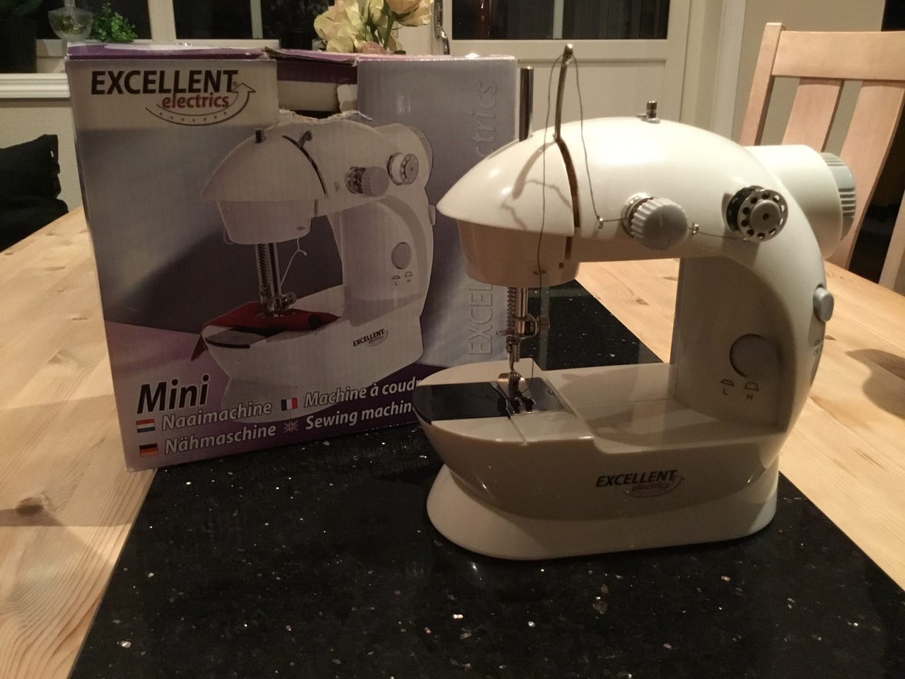 Excellent Electrics Mini Symaskin | FINN-torget
