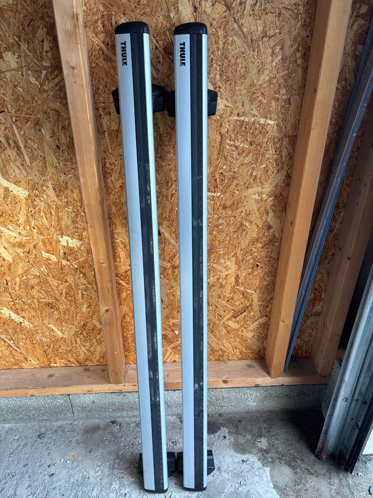 Thule 710600 Evo Flush Rail Takstativ | FINN-torget