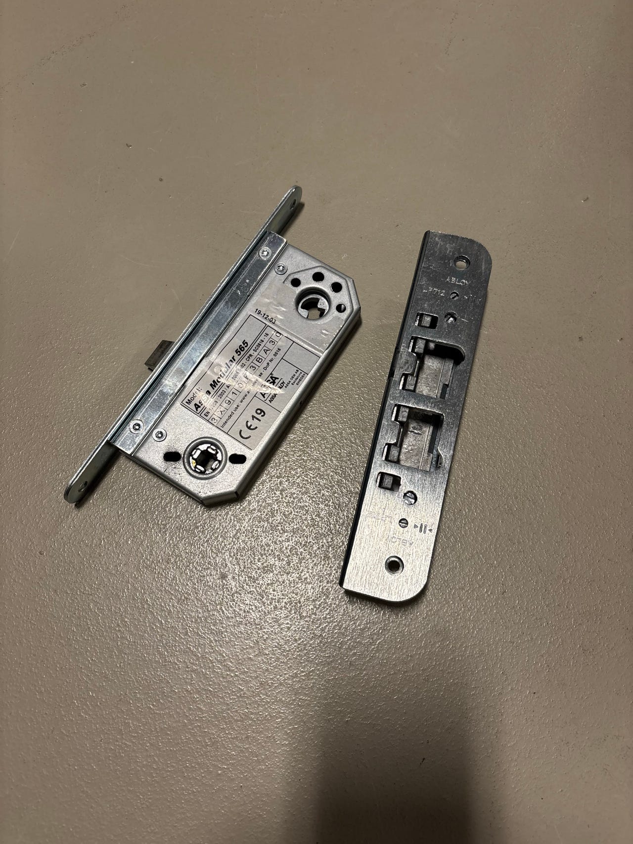 Assa Abloy Modulator 565 Låsekasse og LP712 sluttstykke | FINN-torget