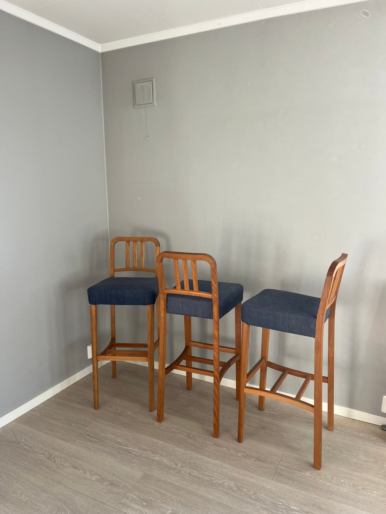 Solide heltre eik barstoler | FINN-torget