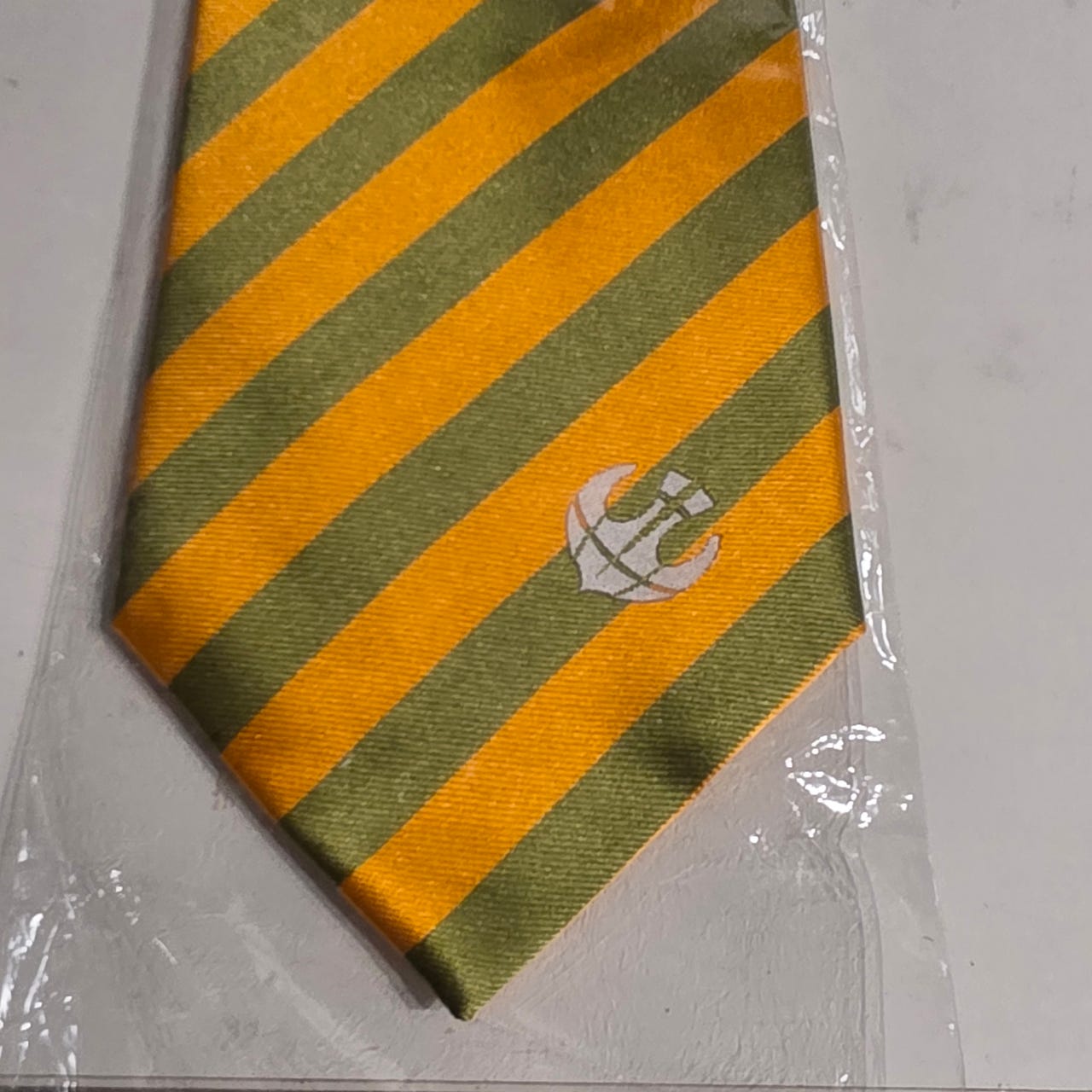 Pinsebevegelsen/ Pentecostal ubrukt slips med logo | FINN-torget