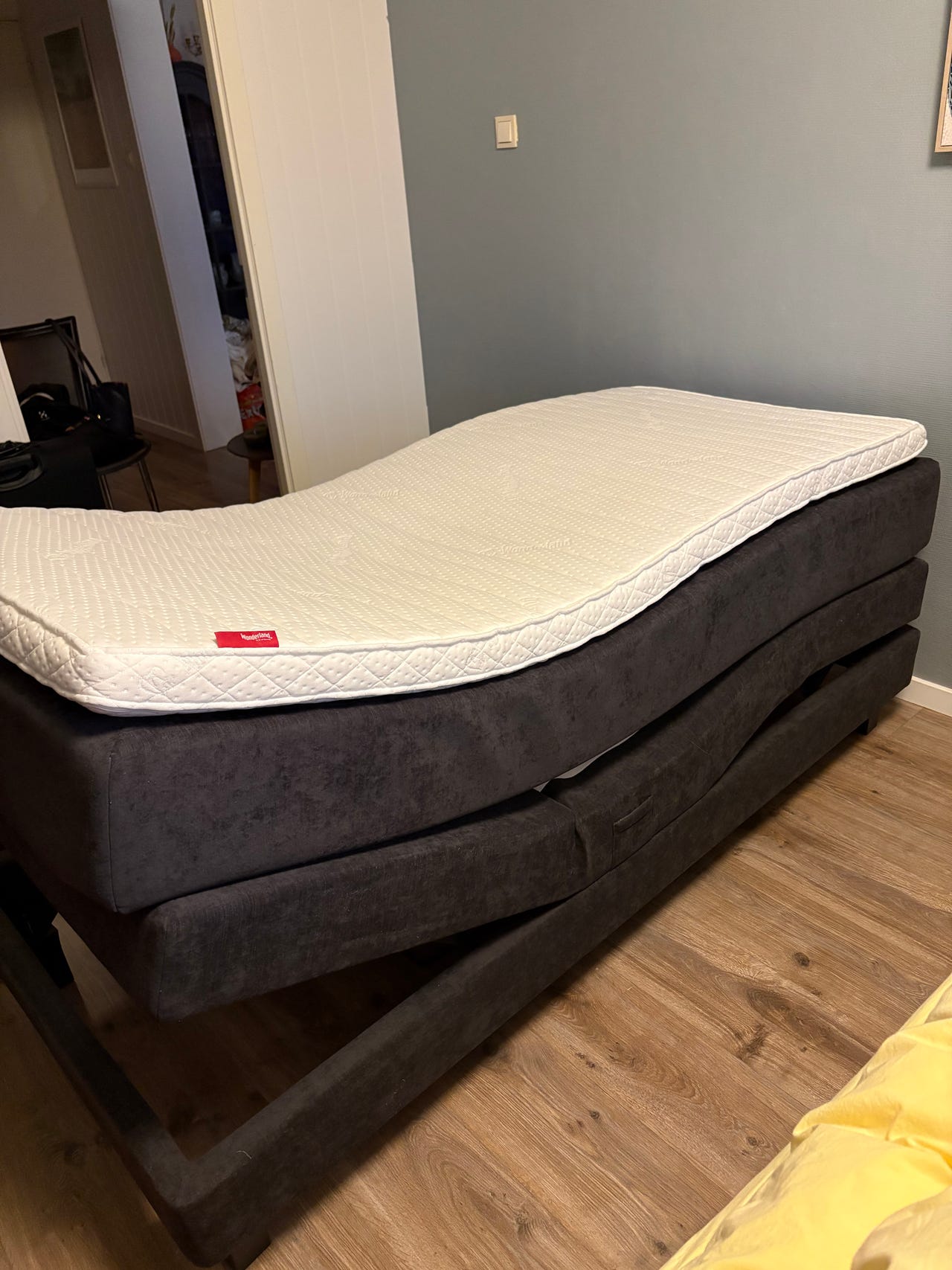 Bohus Wonderland 832 regulerbar seng | FINN-torget