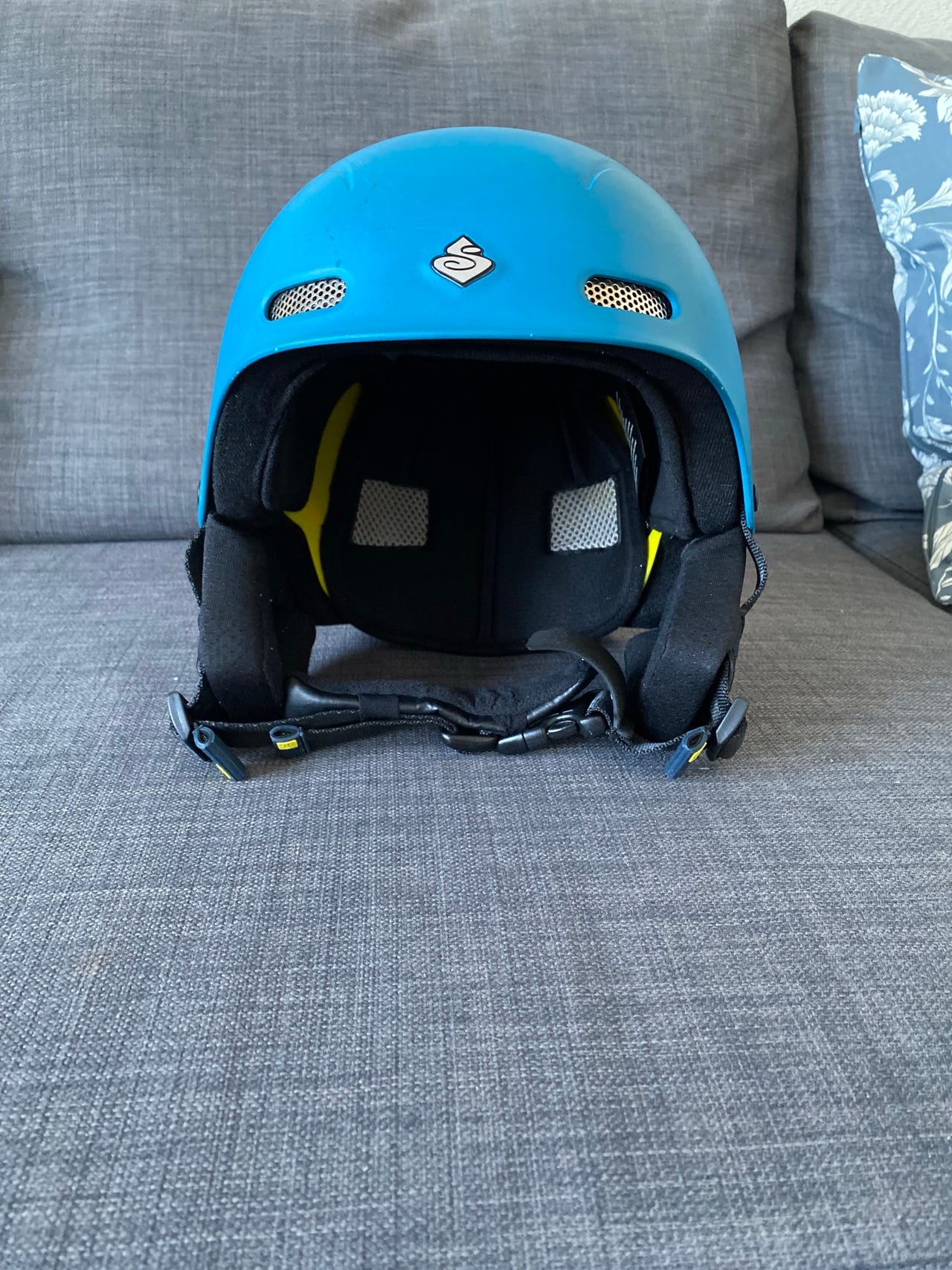 Slalom hjelm L/XL, Sweet Protection, justerbar selges | FINN-torget