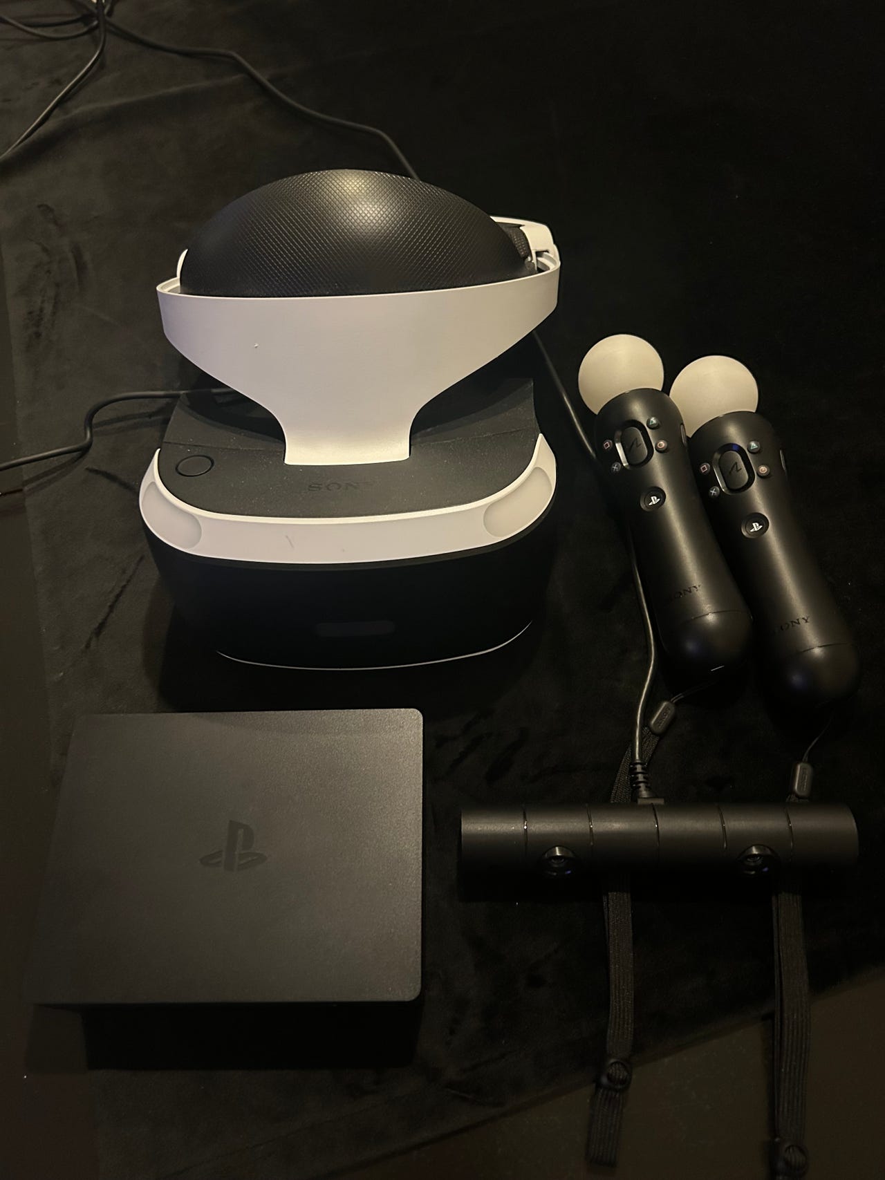 VR-briller med kontroller | FINN-torget