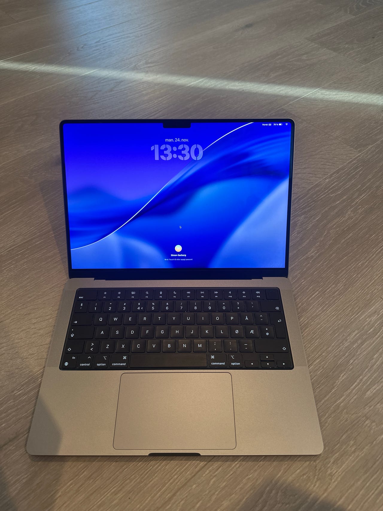 Apple MacBook Pro m2 pro 14-tommers 512GB SSD Stellagrå | FINN-torget