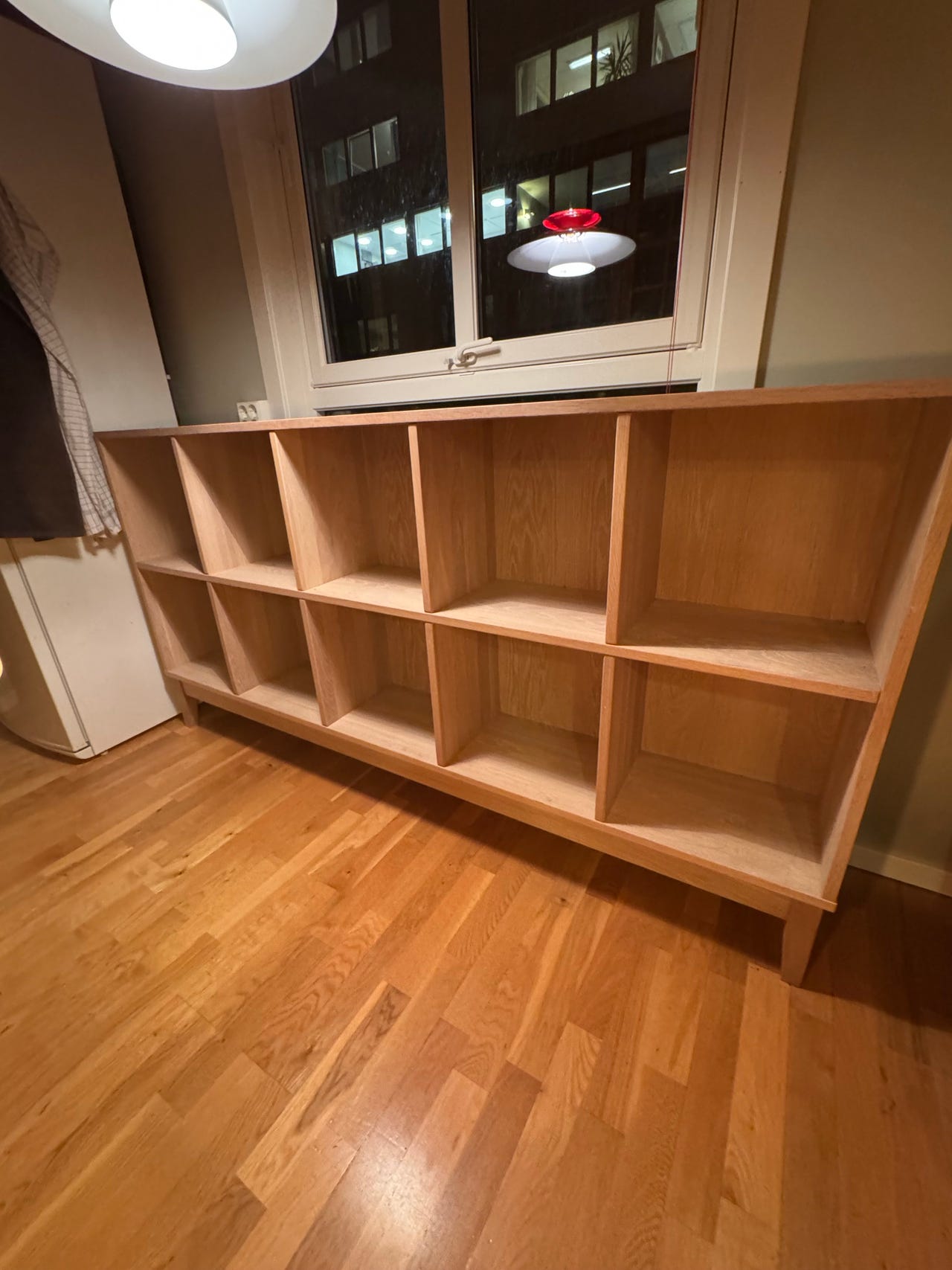 Stor modulær bokhylle/reol i lys eik – skandinavisk design (mulig Bolia ...