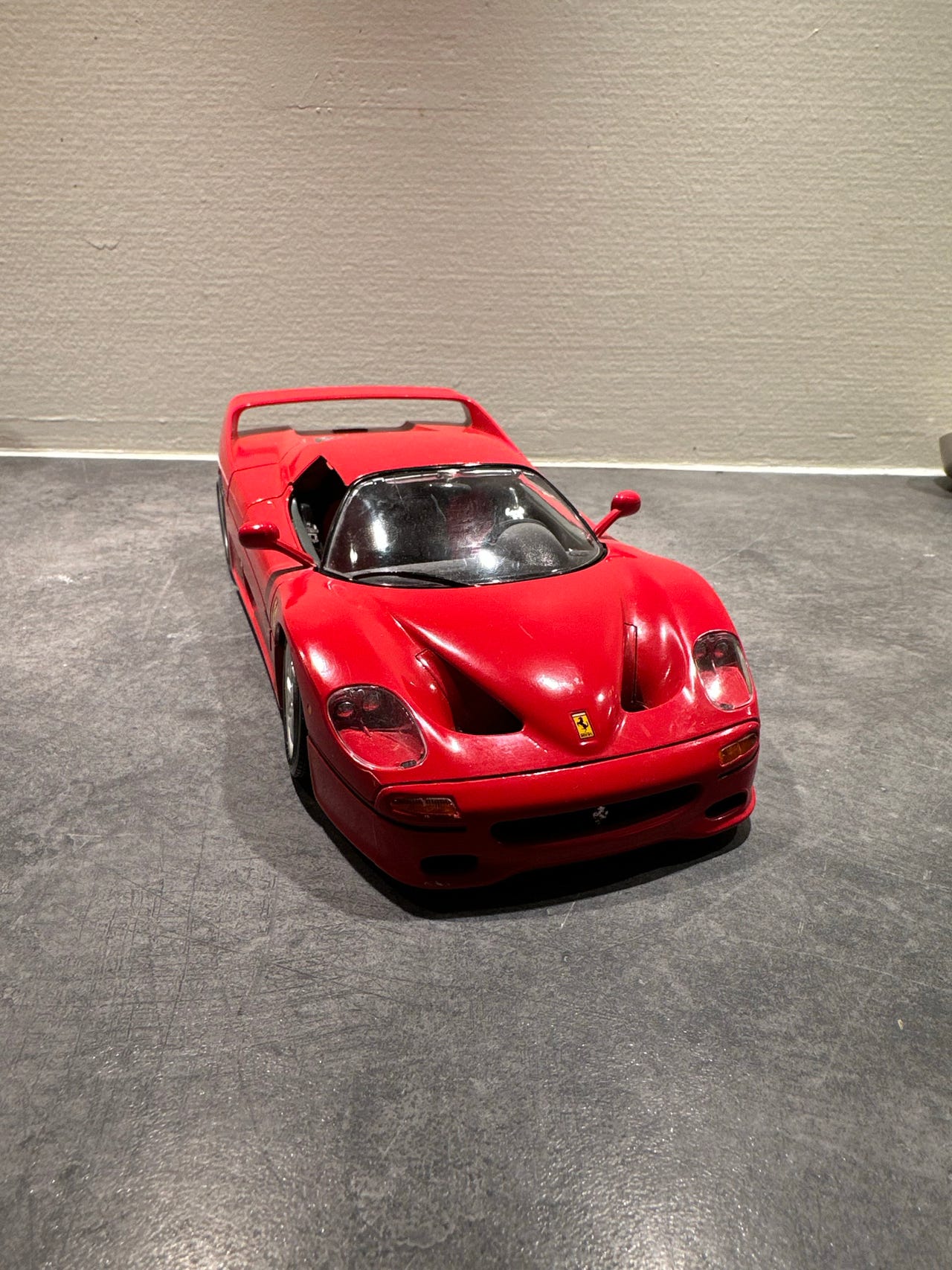 Ferrari F50 Modellbil Rød | FINN-torget