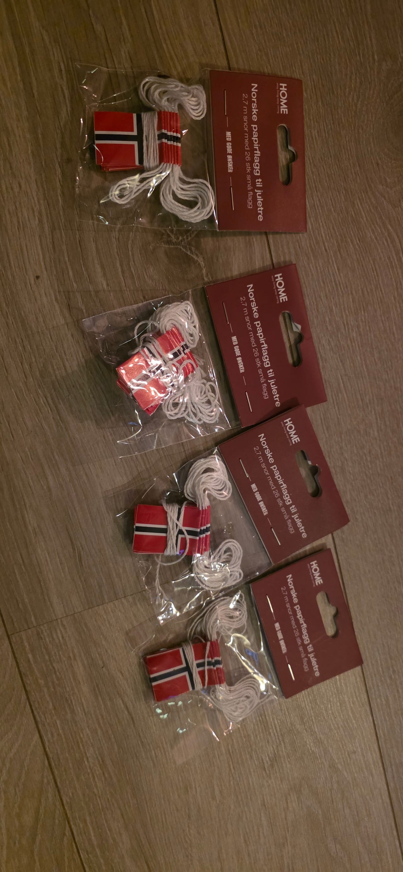 Flagg til juletre | FINN-torget