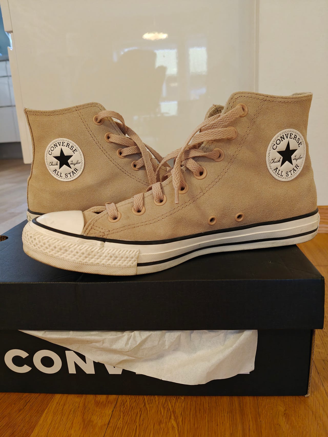 Utrolig fine Converse i semsket skinn | FINN-torget