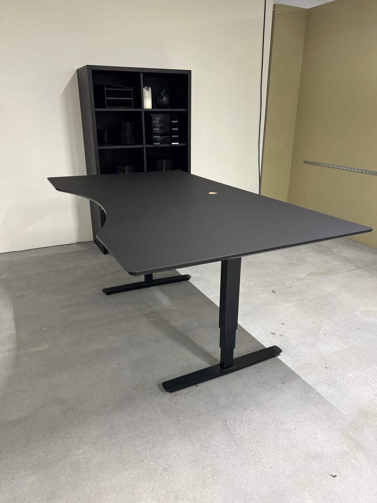 Skrivepult / skrivebord hev senk sort | FINN-torget